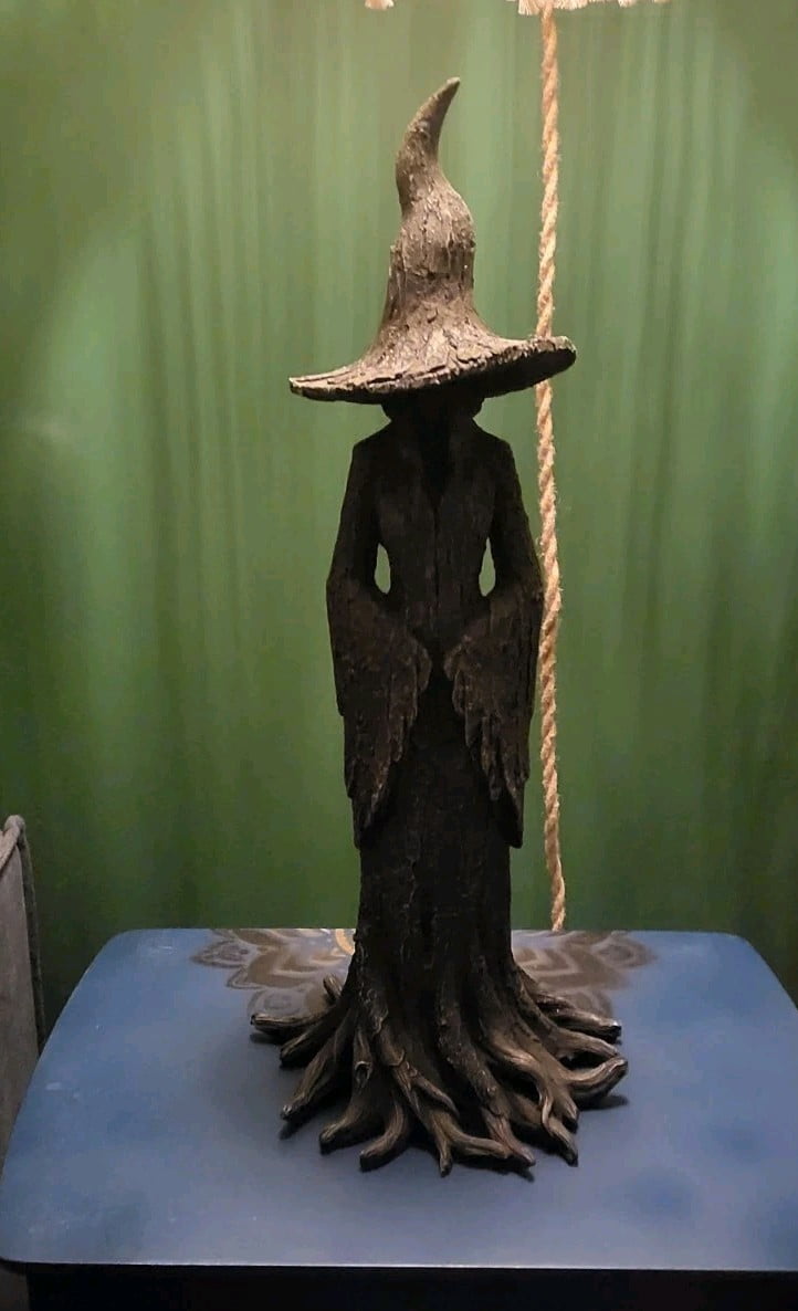 KFSOQE 2025 11.81" Cracker Barrel Witch Statue: Ultimate Halloween ...