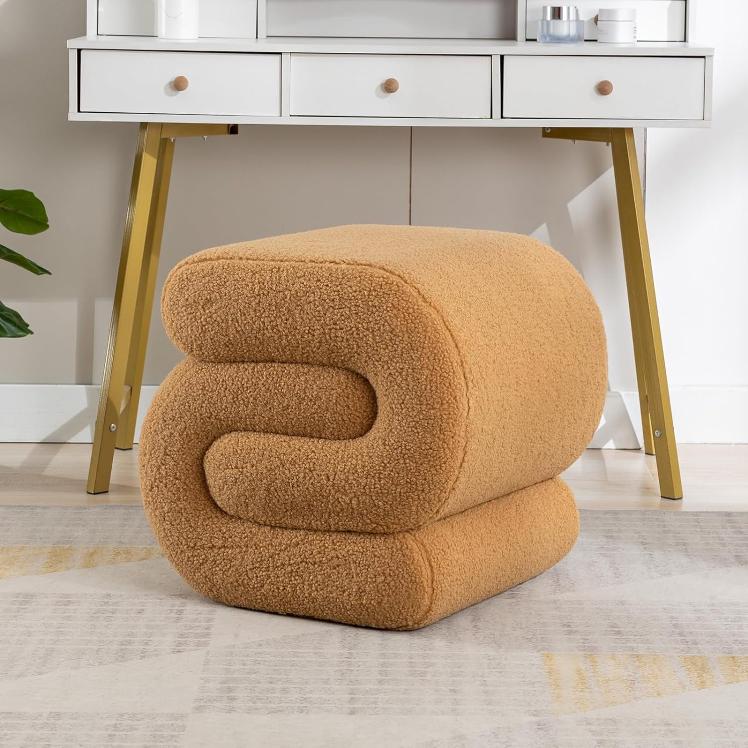 KIVENJAJA Sherpa Ottoman Stool, Modern S-Shaped Boucle Vanity Stool ...
