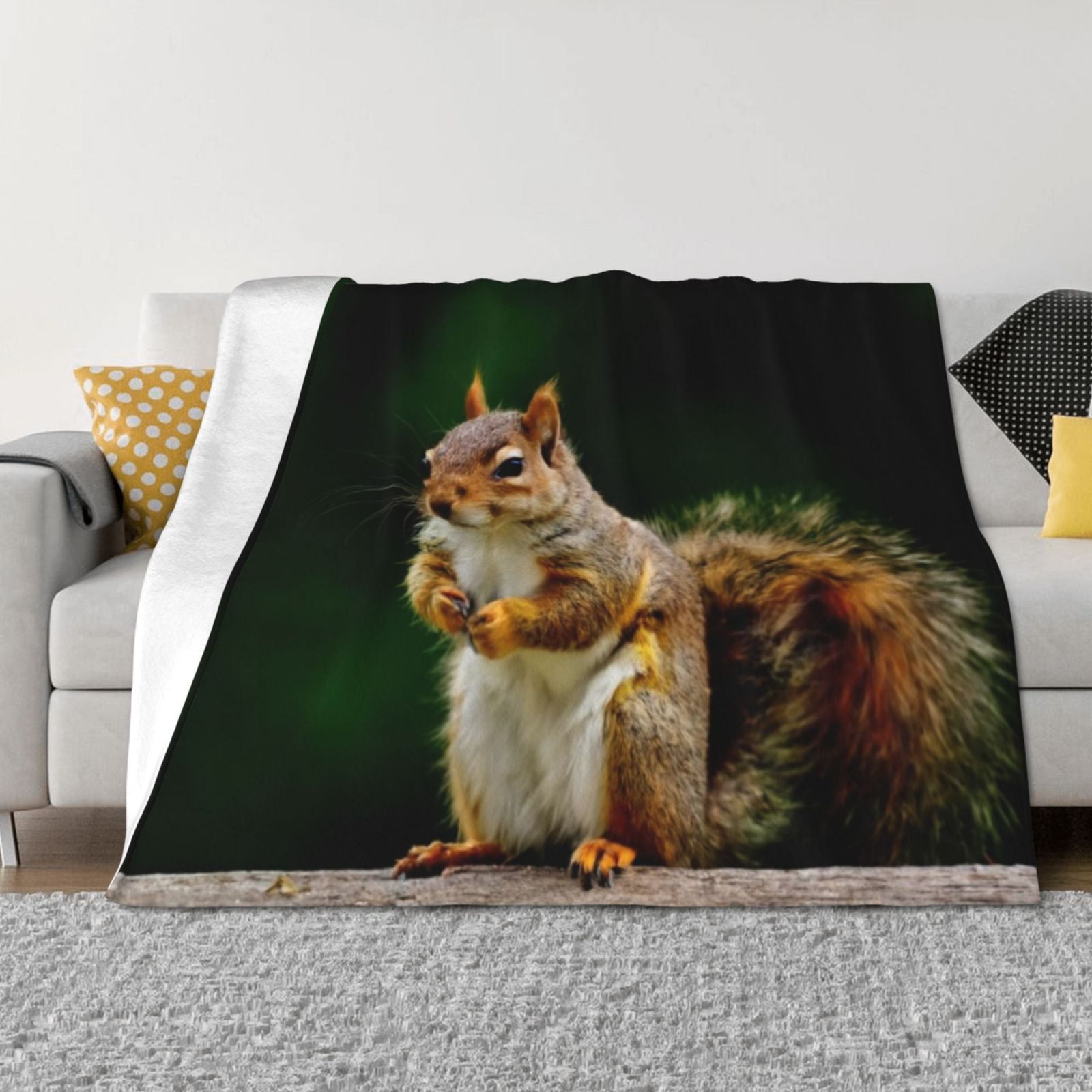KLL Squirrels Eating Peanuts On The Tree Print Fleece Throw Blanket ...