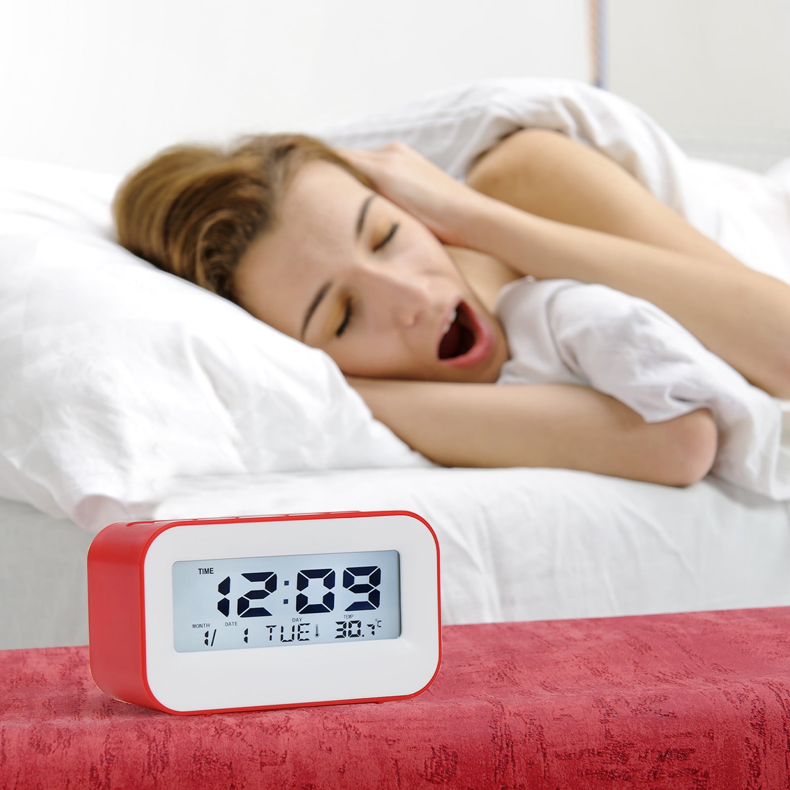 KMMYS Simple Display Alarm Clock with White Backlight, Digital Clock ...