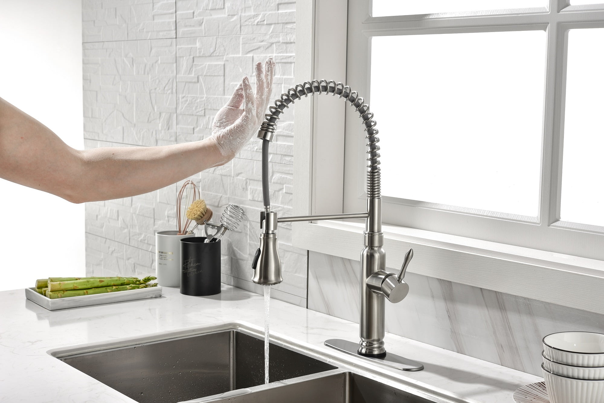 KOFUN Smart Touch Faucet, Touchless Kitchen Faucet with Pull Down ...