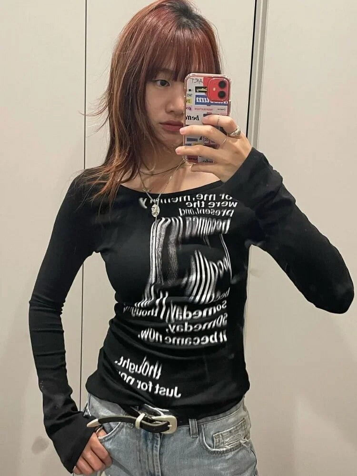 KOSAHIKI Graffiti Letter Print T Shirt Women Slim Crop Tops Long Sleeve ...