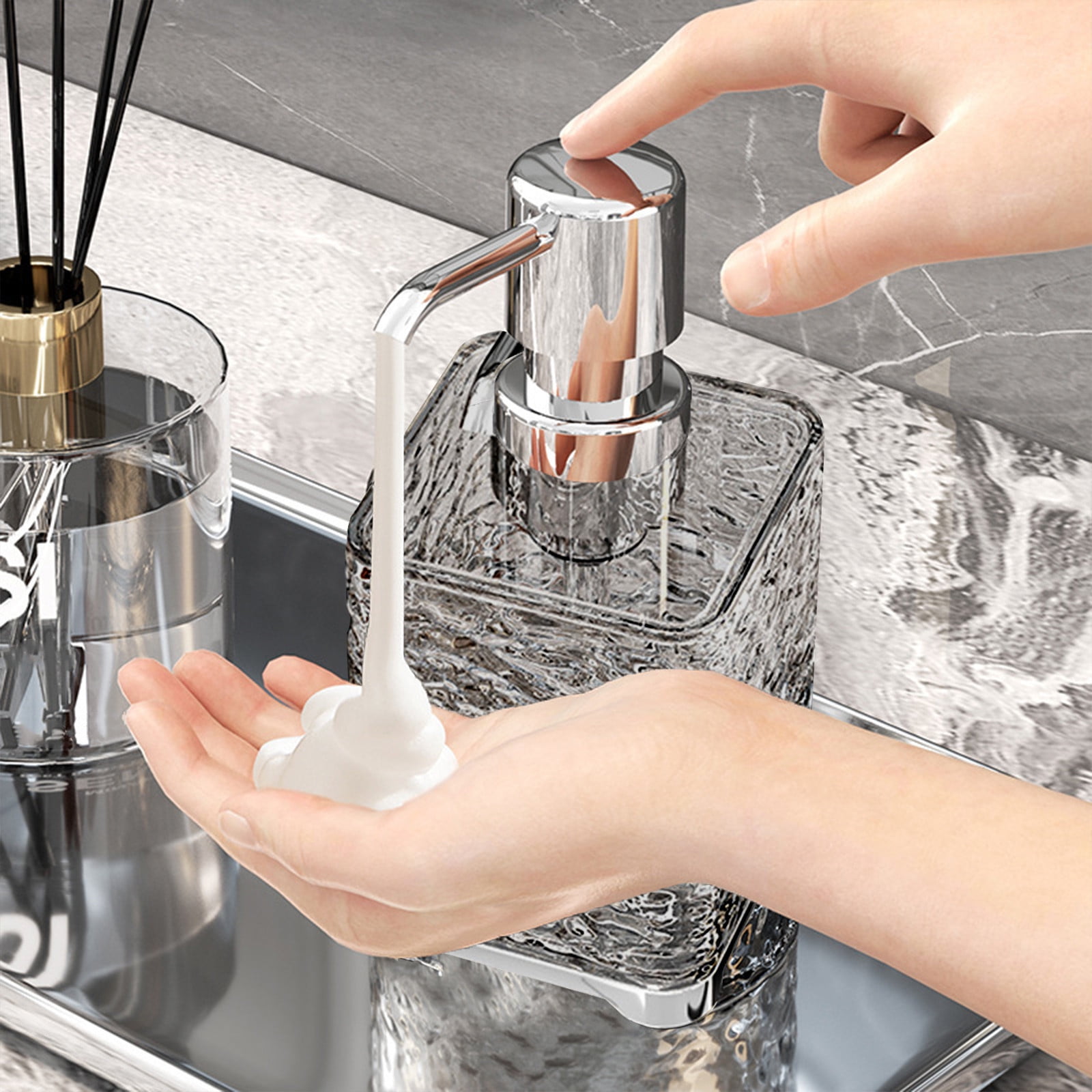 KQJQS Soap Dispenser with Stainless Steel Pump, Clear Crystal Design ...
