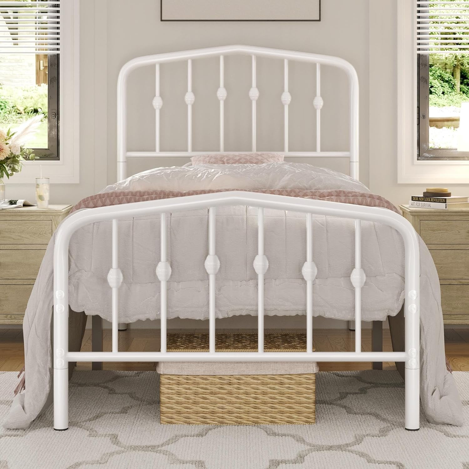 KYUTR Bed Frames Metal Platform Bed with Victorian Style Wrought Iron ...