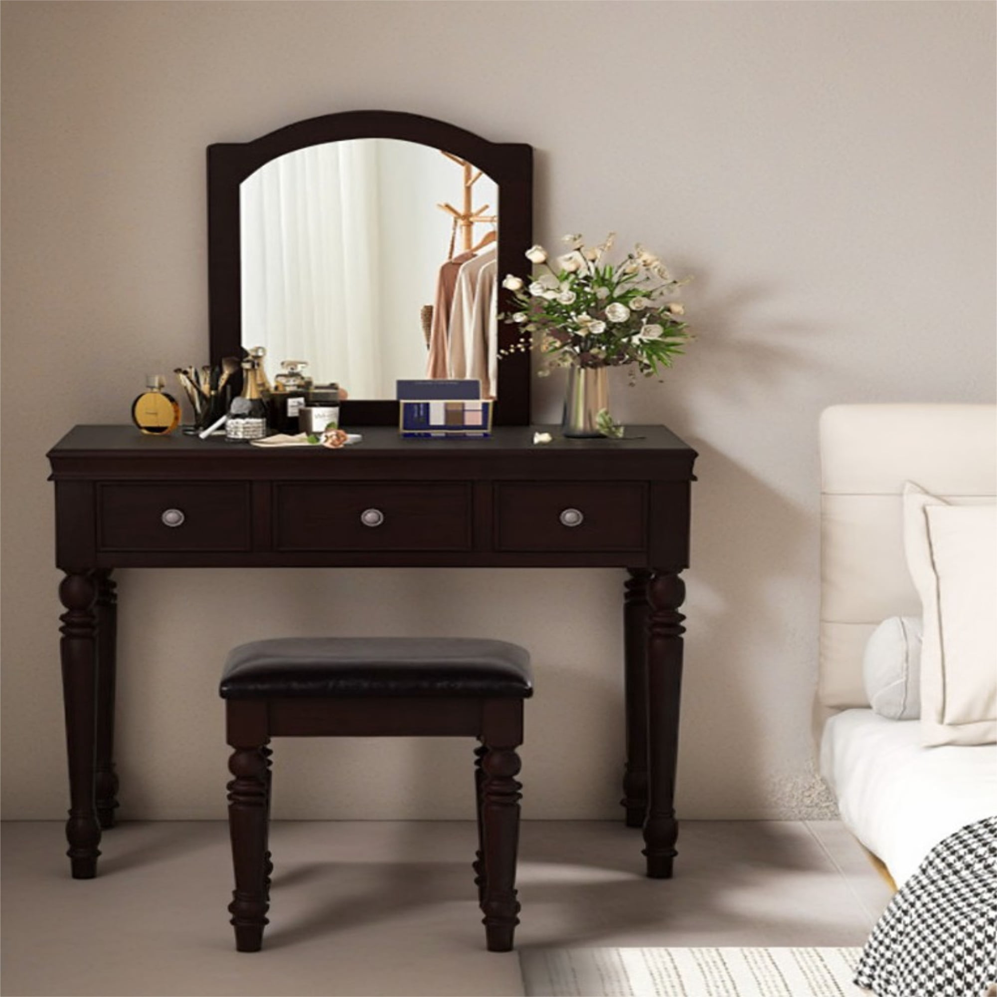 Kadyn Vanity Table Set, Makeup Dressing Table Modern Vanity Set, Makeup ...