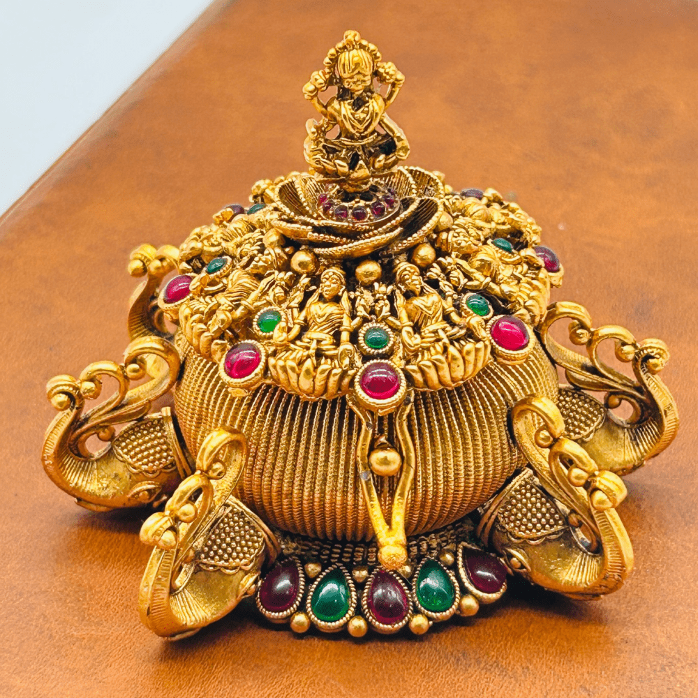 Kajaro Design Jewels religious sindoor box for women | traditional home ...
