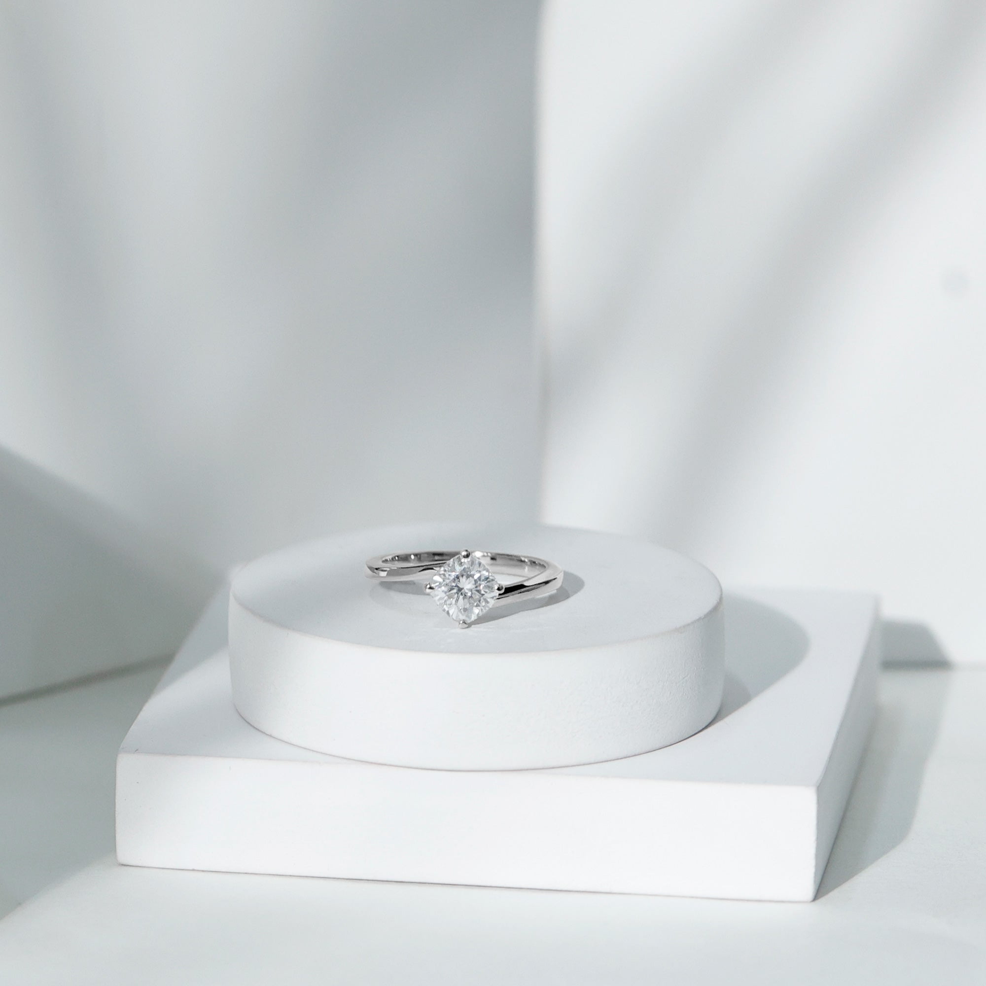 Kalapi Jewelry Women’s Solitaire Bypass Engagement Ring – 14K White Gold Plated 1.4 Ct Round Cut ...