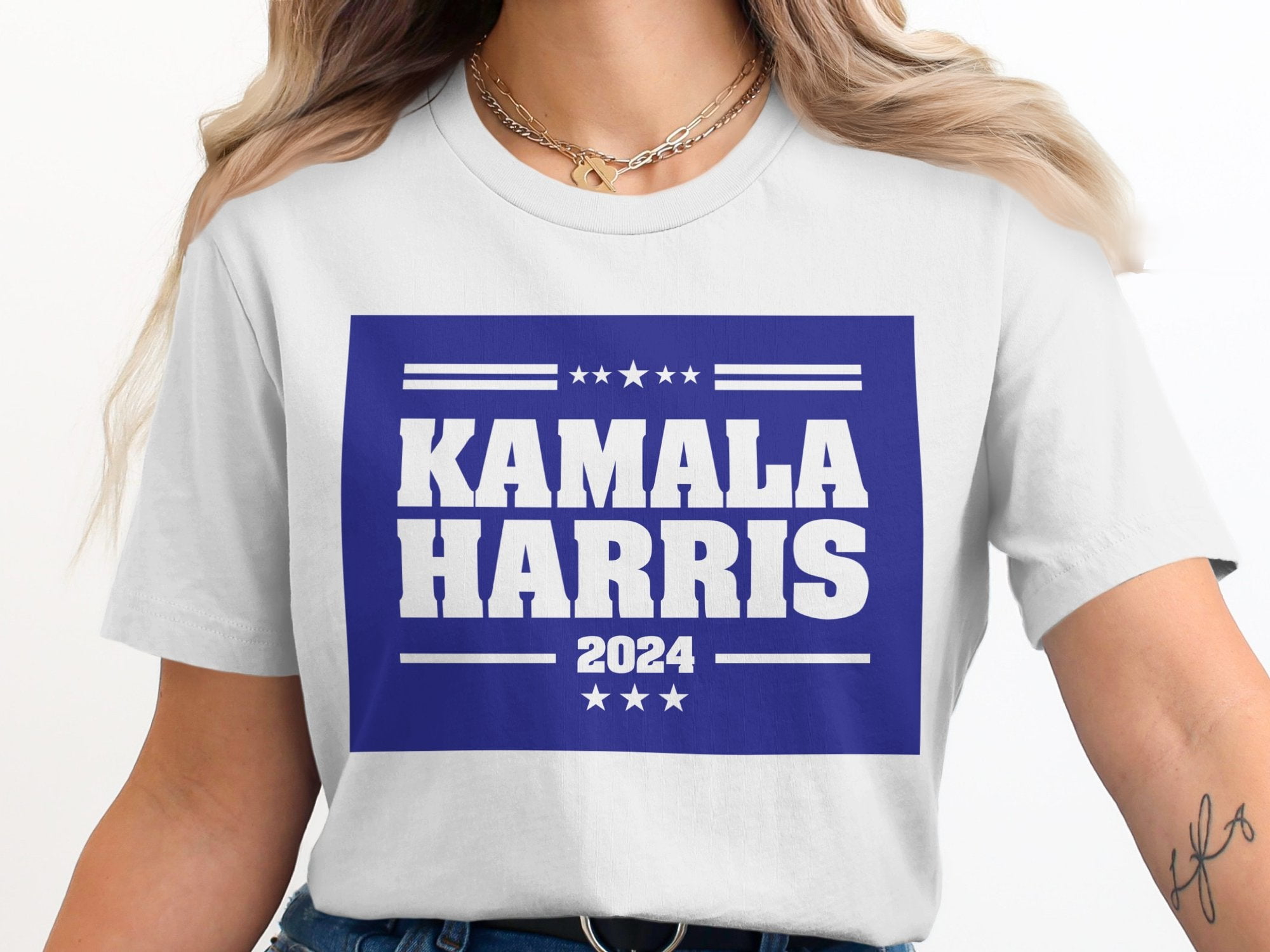 Kamala Harris 2024 Bold Campaign Design T-Shirt (L, White) - Walmart.com