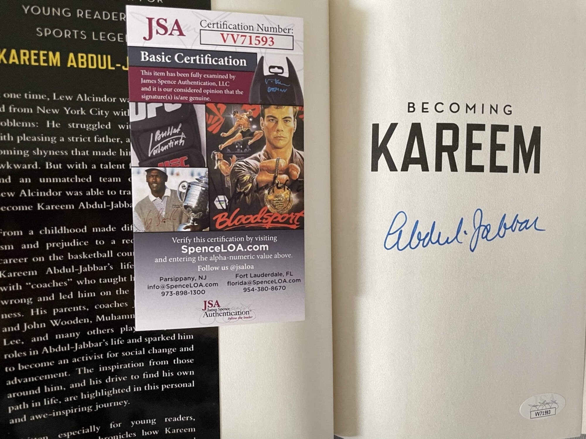 Kareem Abdul-Jabbar autographed Becoming Kareem book JSA Lakers - Walmart.com