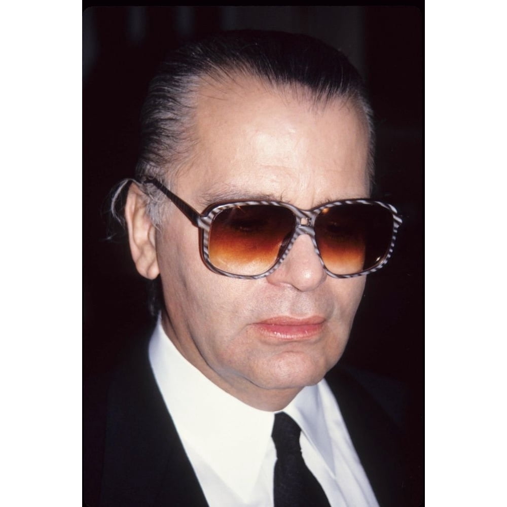Karl Lagerfeld, 1990. Photo by Adam Scull (Karl Lagerfeld03805) Poster ...