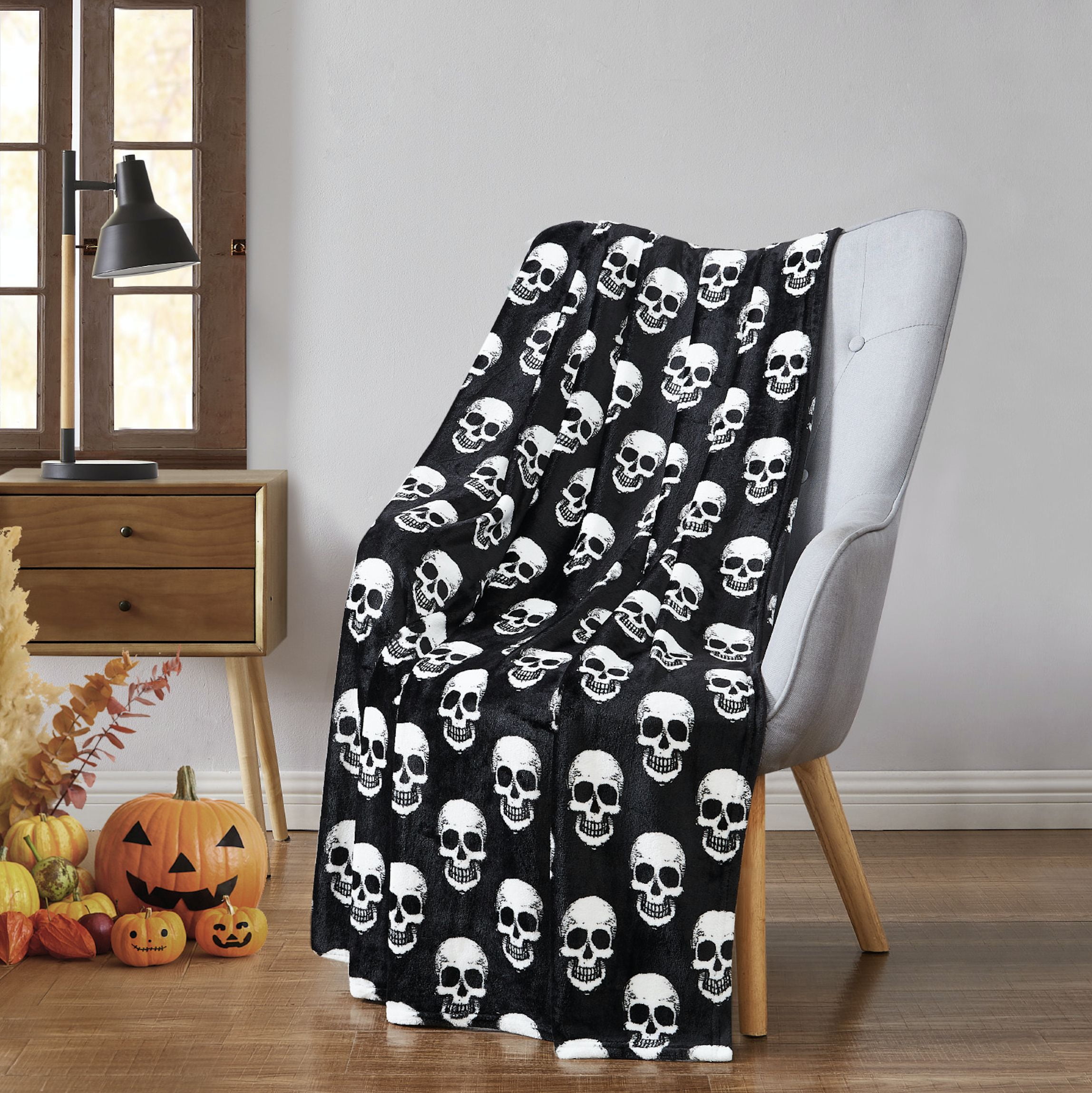 Kate Aurora Oversized Halloween Spooky Skeleton Skulls Plush Fleece ...