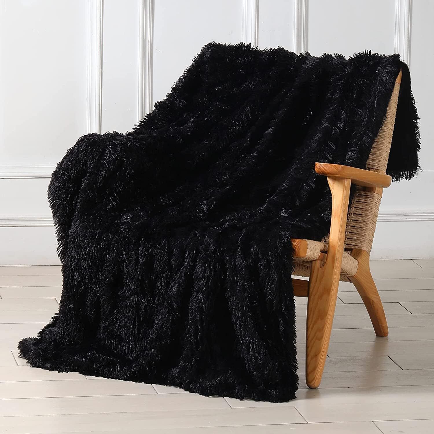 Kate Aurora Regal Luxe Oversized Ultra Soft & Fuzzy Lined Accent Throw ...