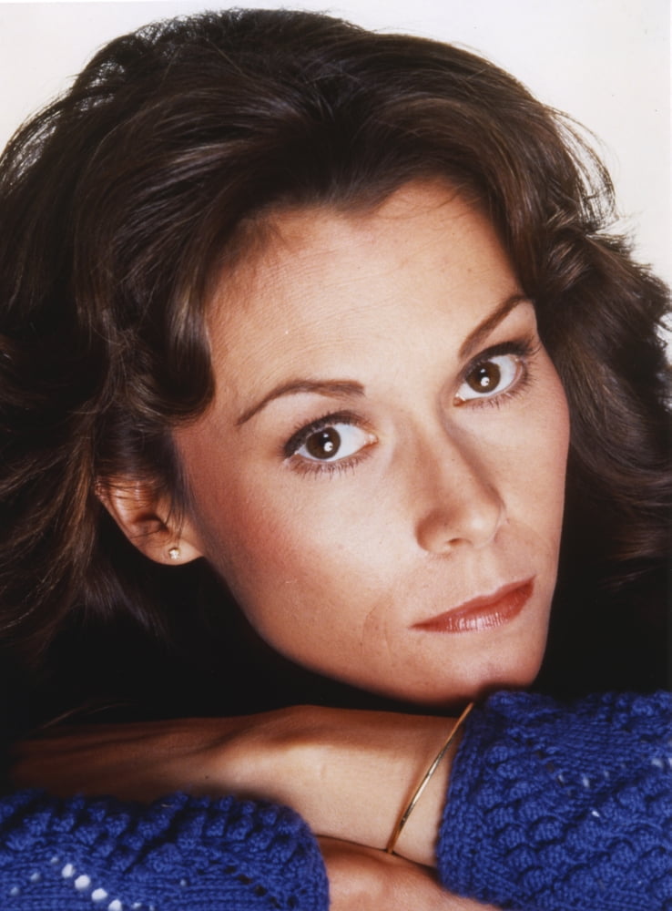 Kate Jackson Curly Hair Close Up Portrait Photo Print (8 x 10 ...