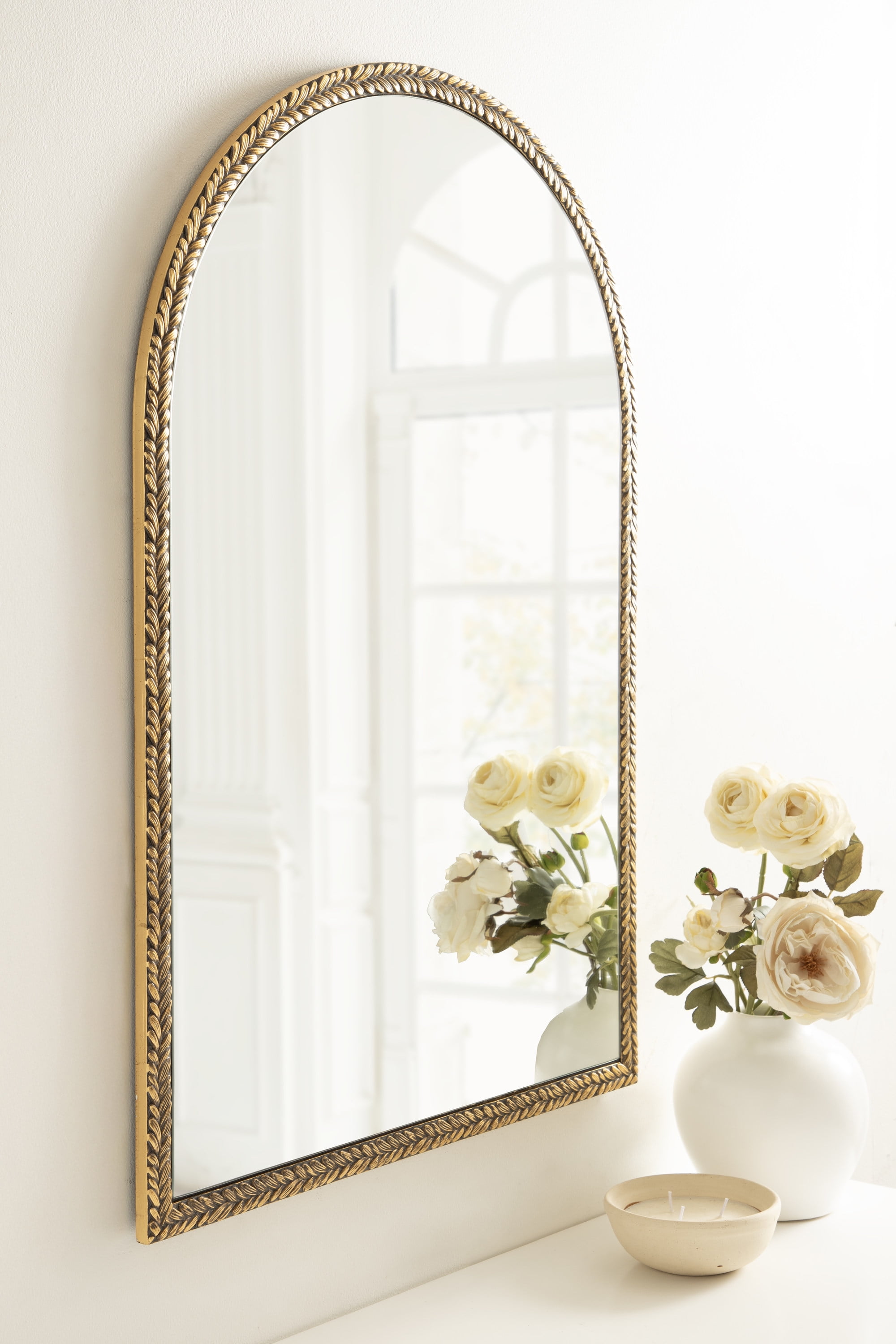 Kate and Laurel Acastis Traditional Ornate Textured Arch Mirror, 24 x ...