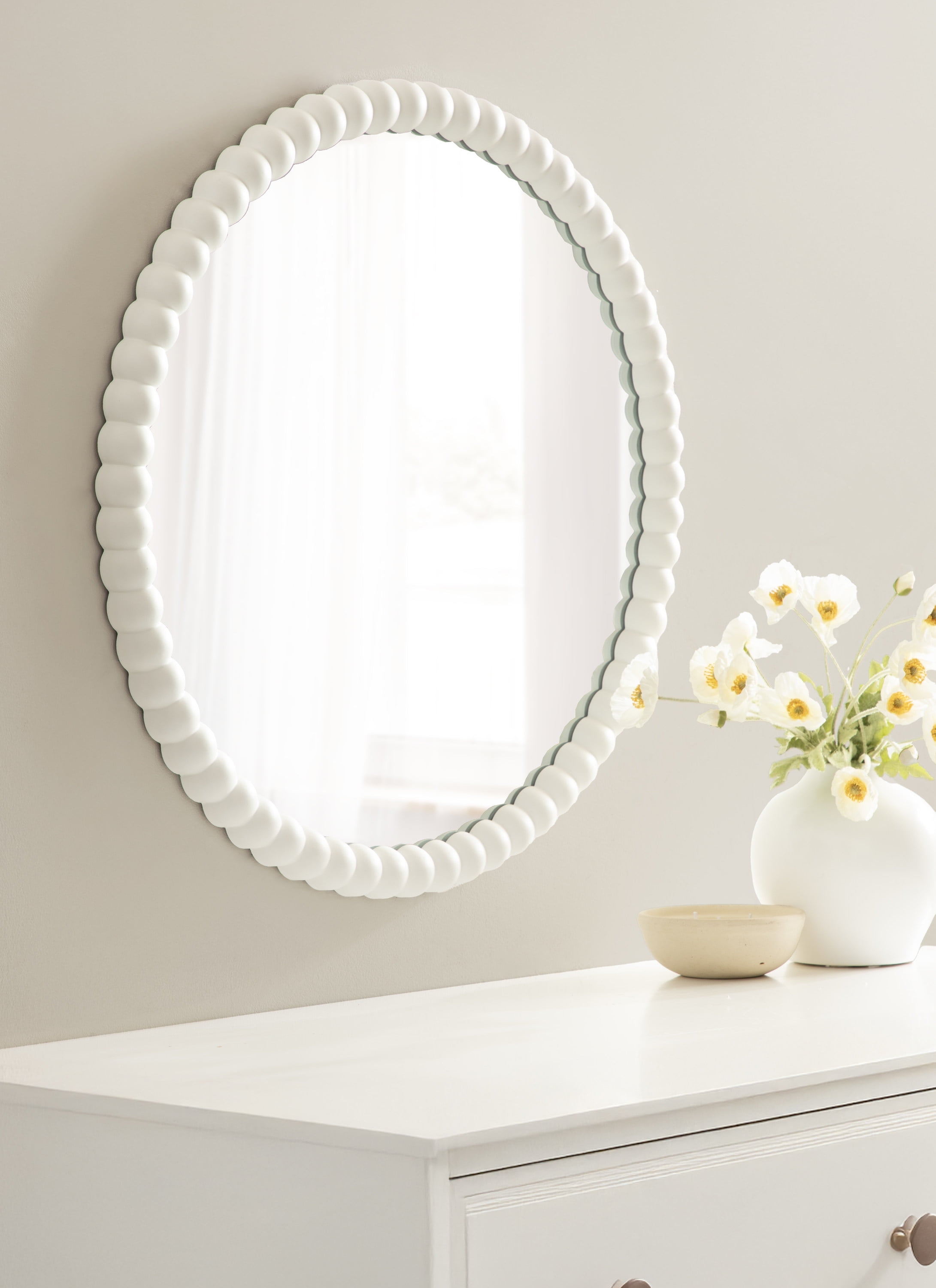 Kate and Laurel Bronte Modern Glam Round Beaded Wall Mirror, 28 Inch ...