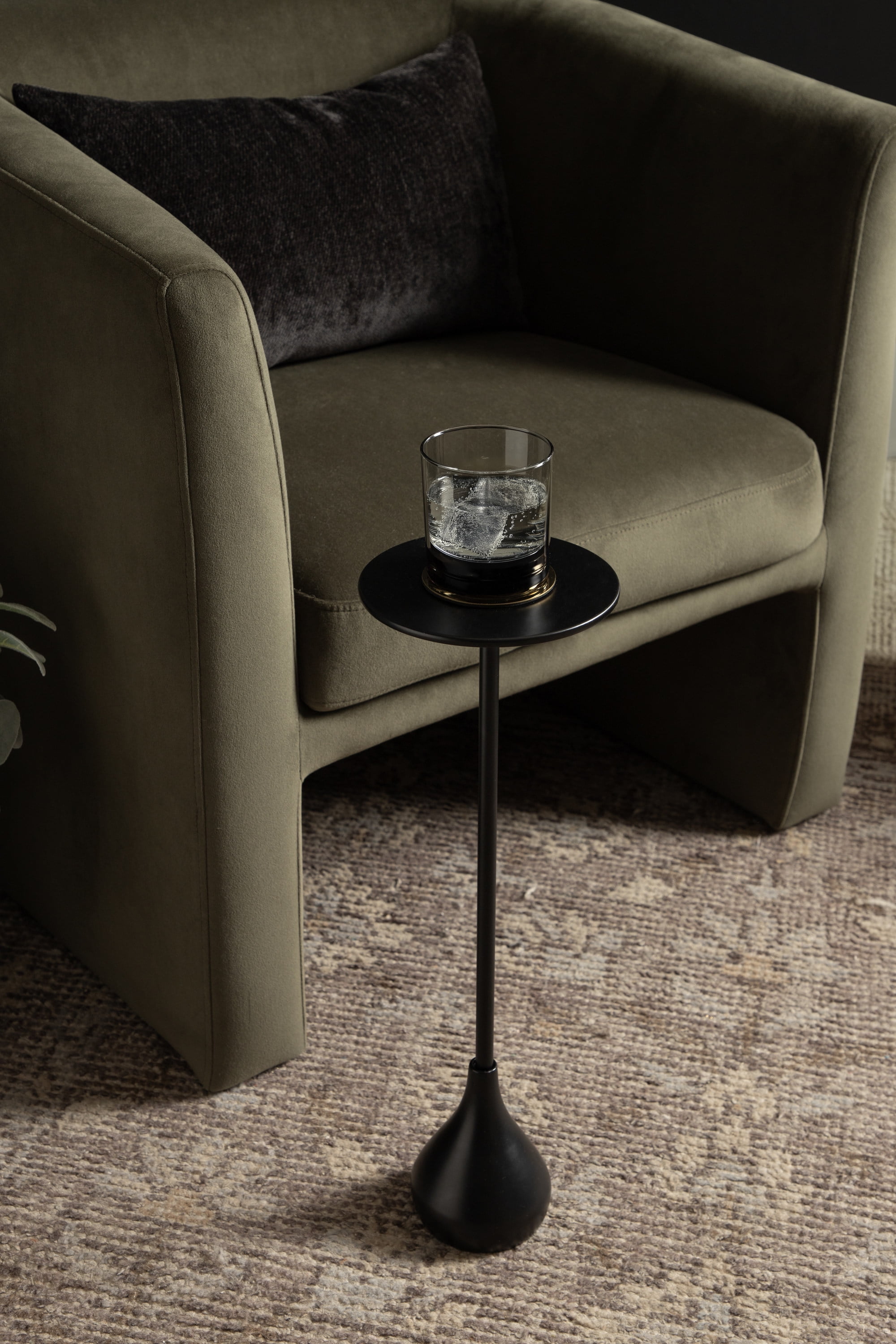 Kate and Laurel Hersi Decorative Modern Pedestal Drink Table, 7 x 7 x ...