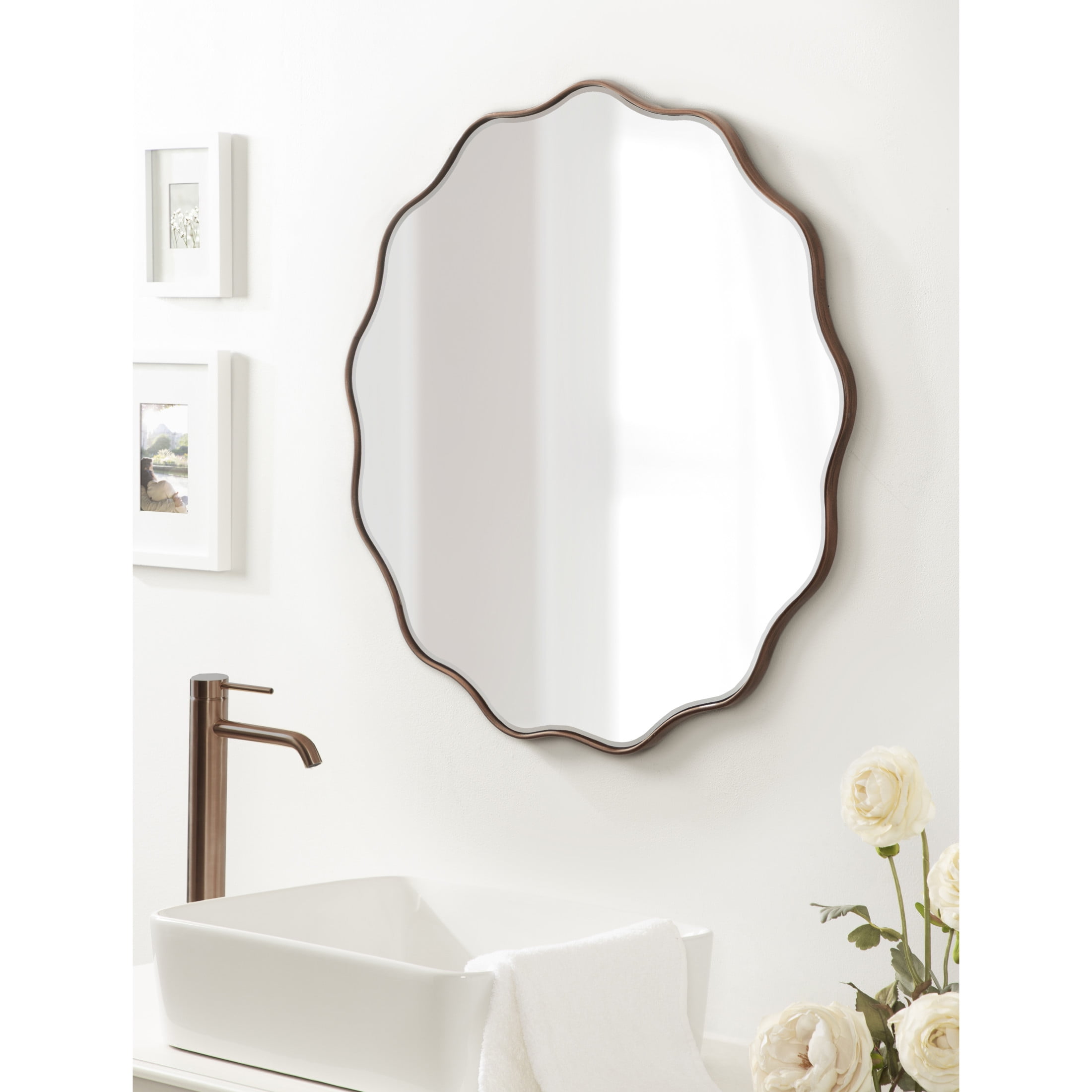 Kate and Laurel Viona Modern Scalloped Round Mirror, 32 Inch Diameter ...