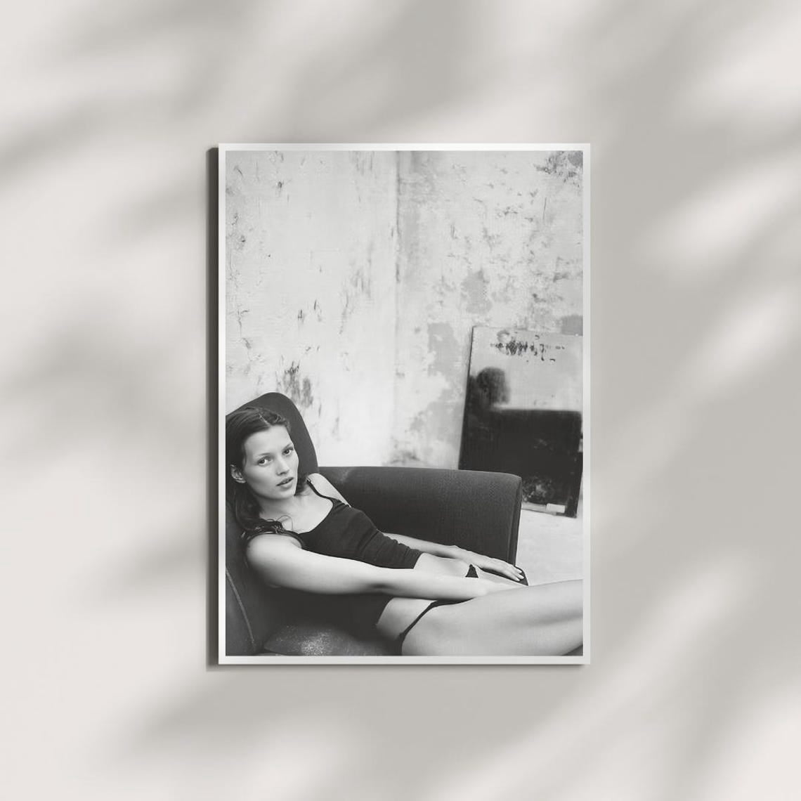 Kate Moss Model Vintage Wall Decor Retro Black and White Portrait ...