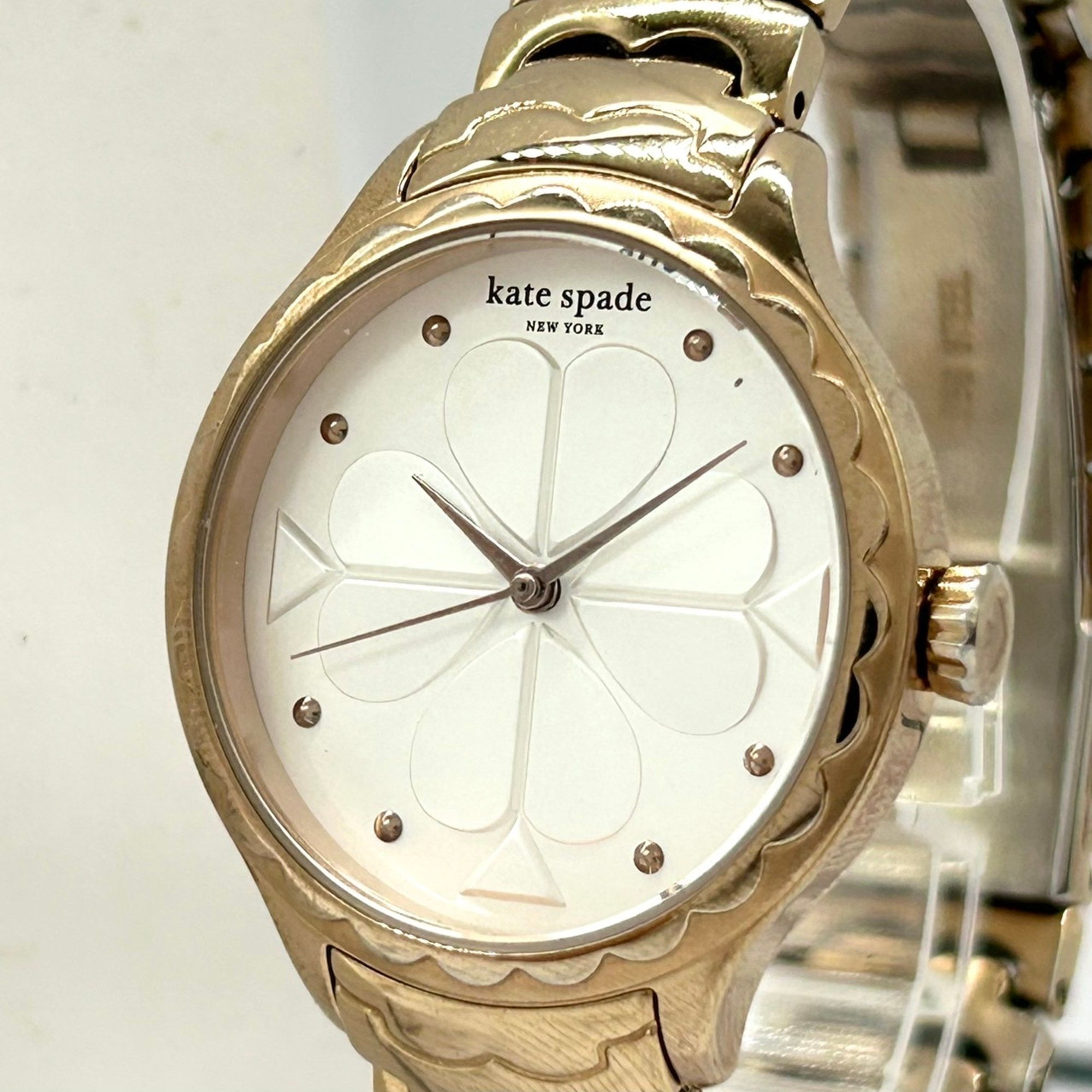 Pre-Owned Kate Spade Women's Watch Gold Scallop White Dial Analog G7 ...