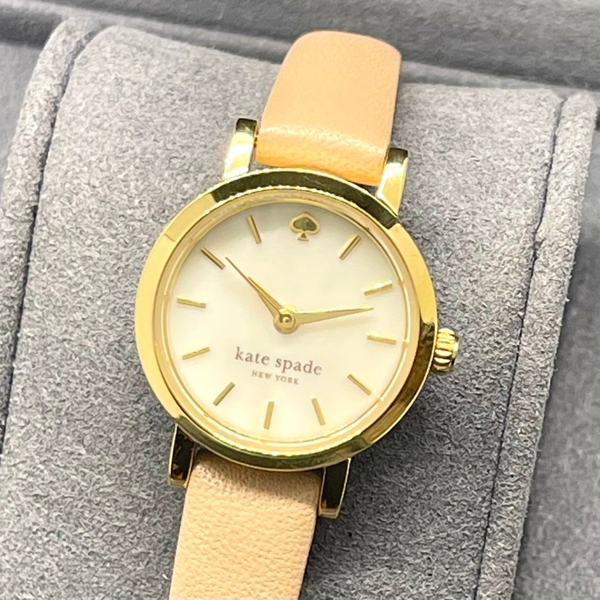 Pre-Owned Kate Spade Women's Watch Quartz Gold White Dial Pink Belt G ...