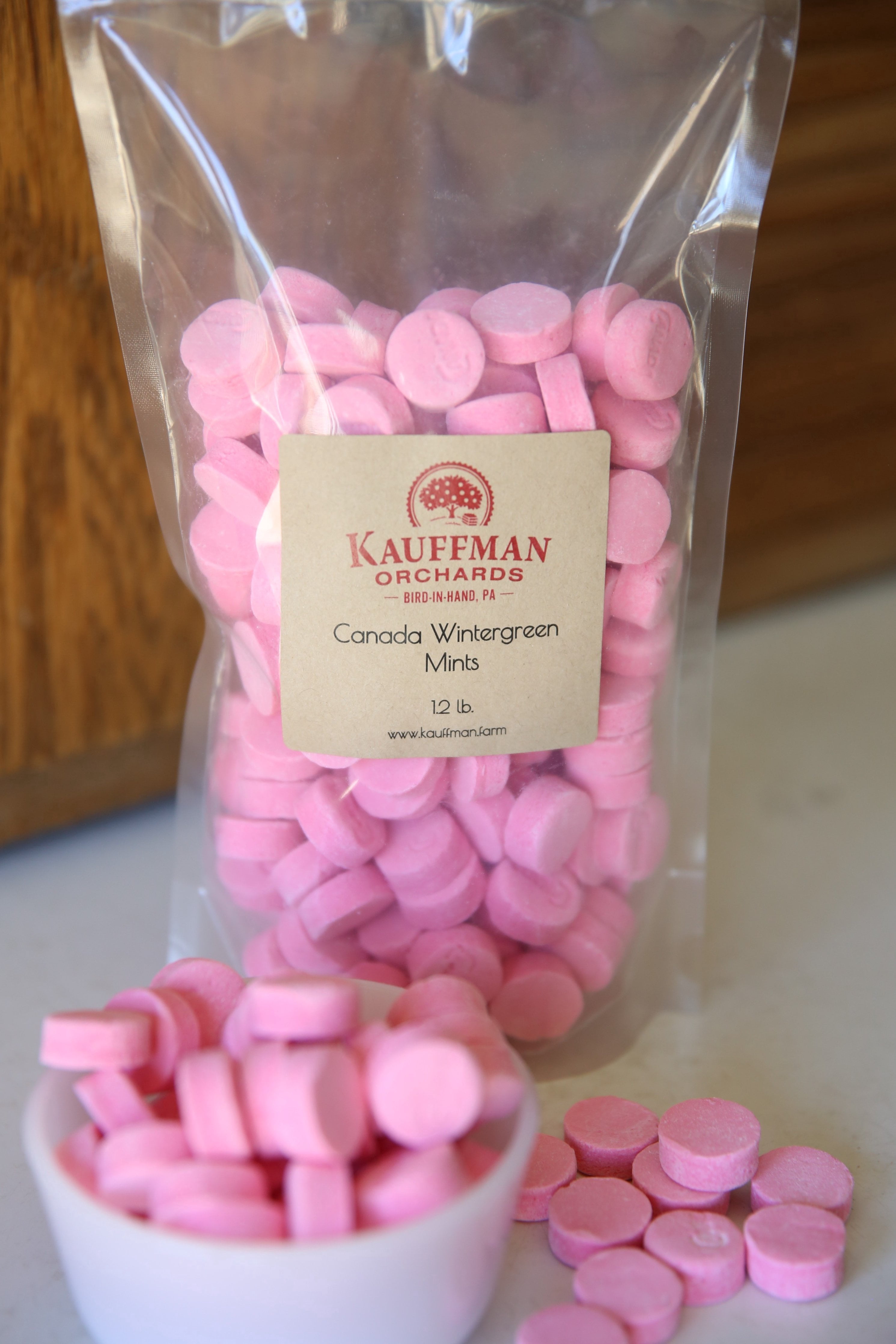 Kauffman Orchards Canada Wintergreen Mints, Pink Candy Lozenges, 14 ...