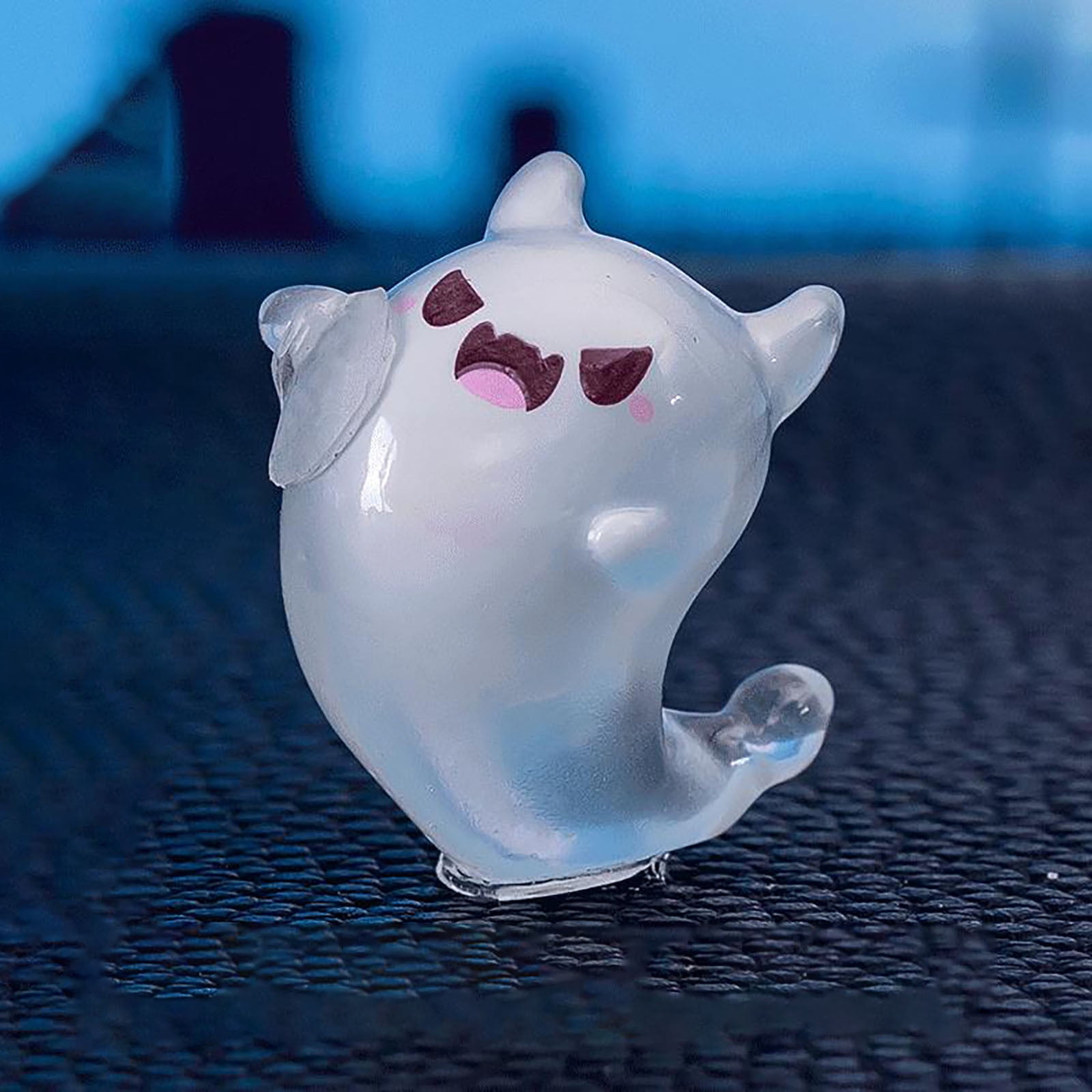 KeirineCC Mini Luminous Ghost Miniature Figurines,Assorted Spooky Glow ...