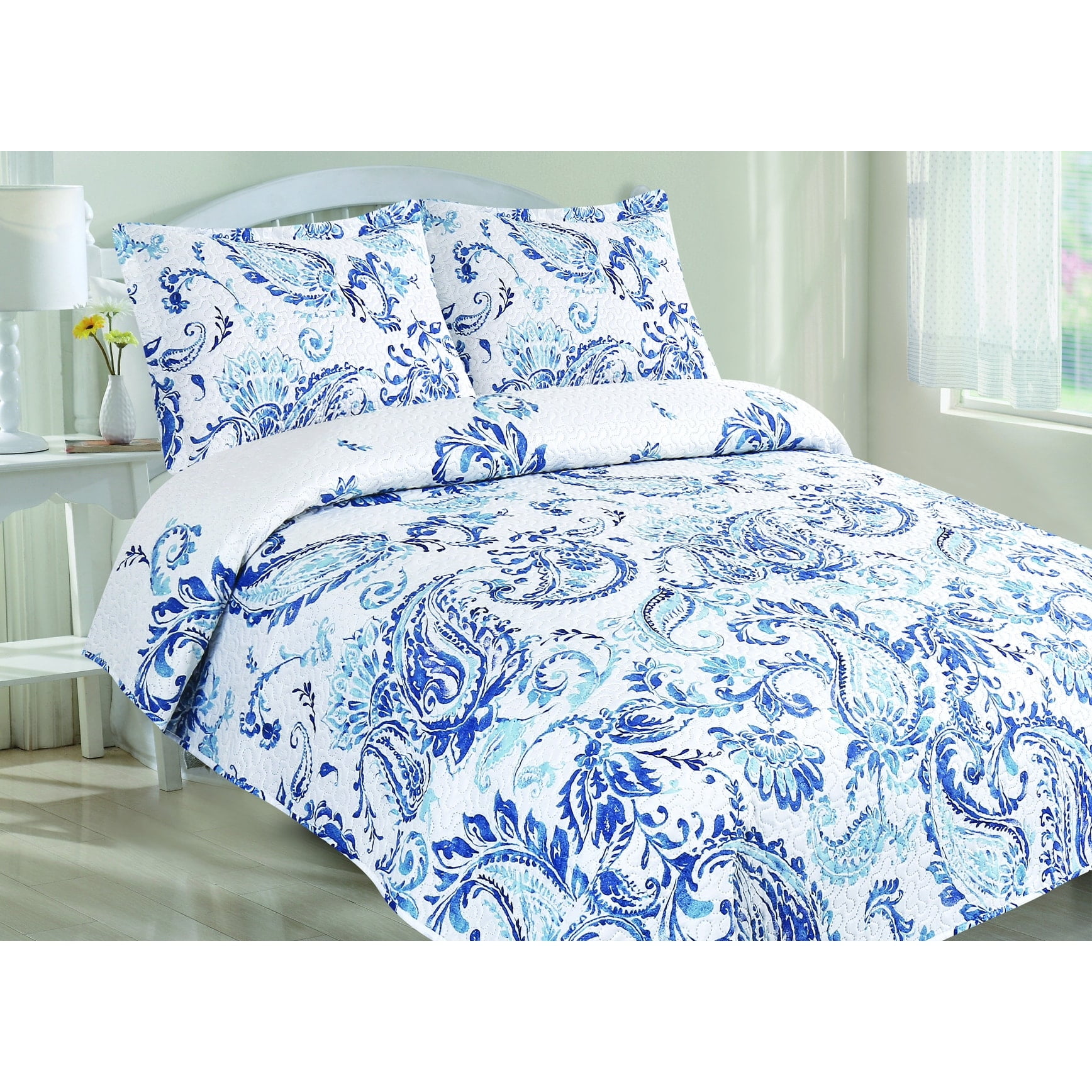 Kelly Classic Blue Paisley Printed Quilt Set - Walmart.com