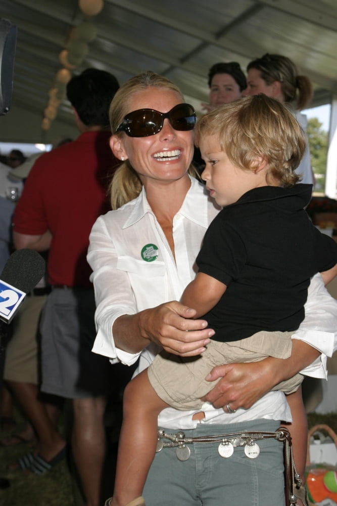 Kelly Ripa Inside For Hamptons Classic Horse Show, , Bridgehampton, Ny ...