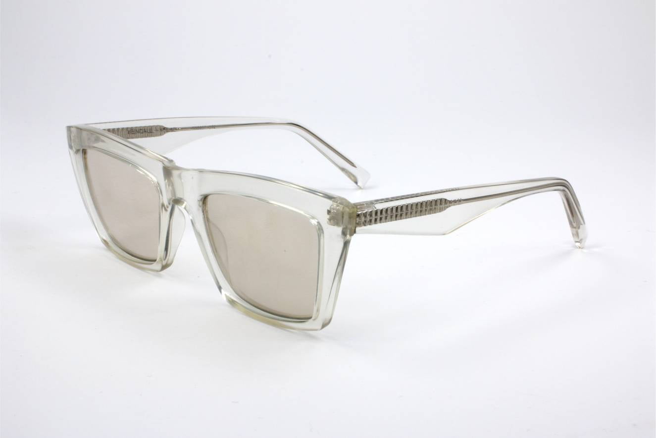 Kendall + Kylie sunglasses KK5057G KAMILLA WOMAN 52/19/ 972 CRYSTAL ...