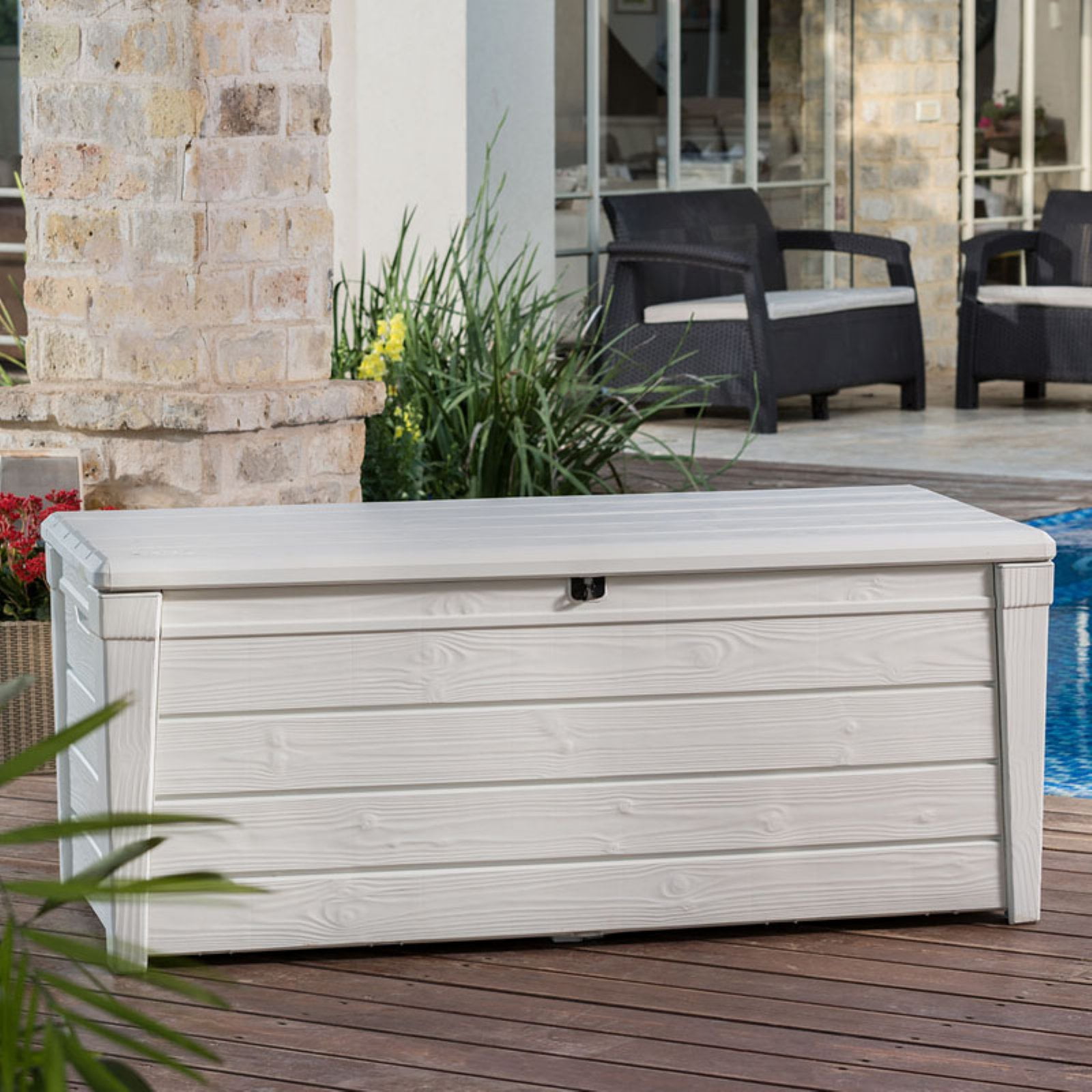 Keter Brightwood Outdoor Patio 120 Gallon Resin and Wood Deck Box with ...