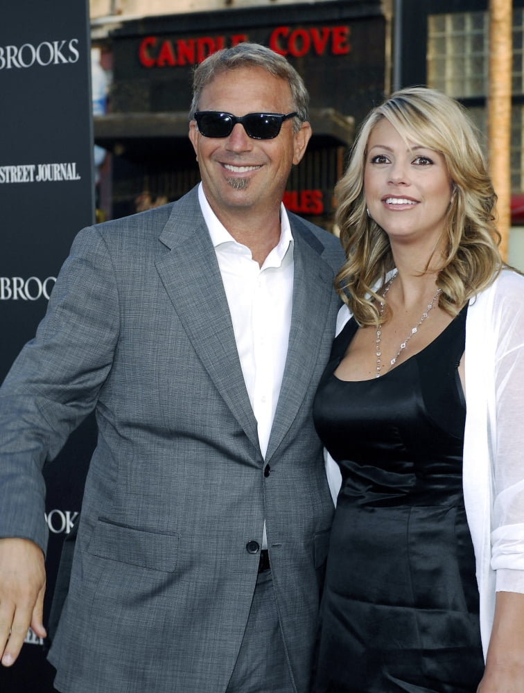 Kevin Costner Christine Baumgartner At Arrivals For Mr. Brooks Premiere ...