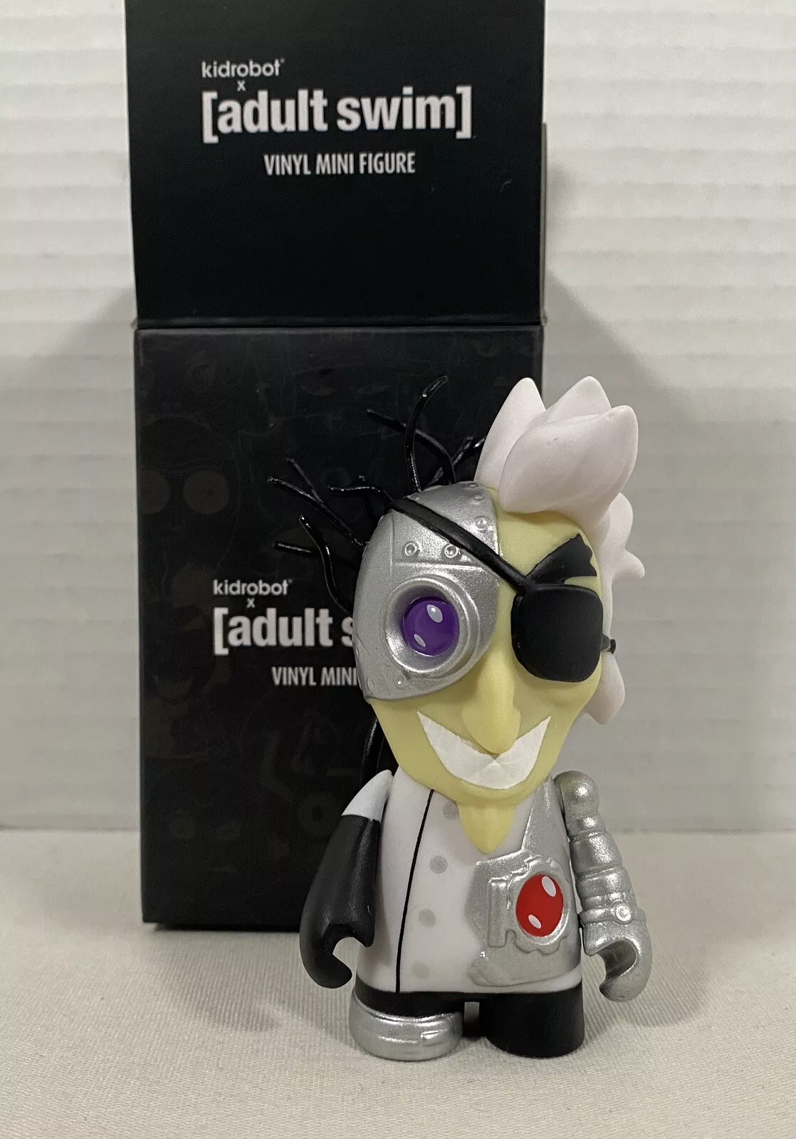 Kid Robot - Adult Swim Robot Chicken CYBORG SCIENTIST 3.5" Mini Figure ...