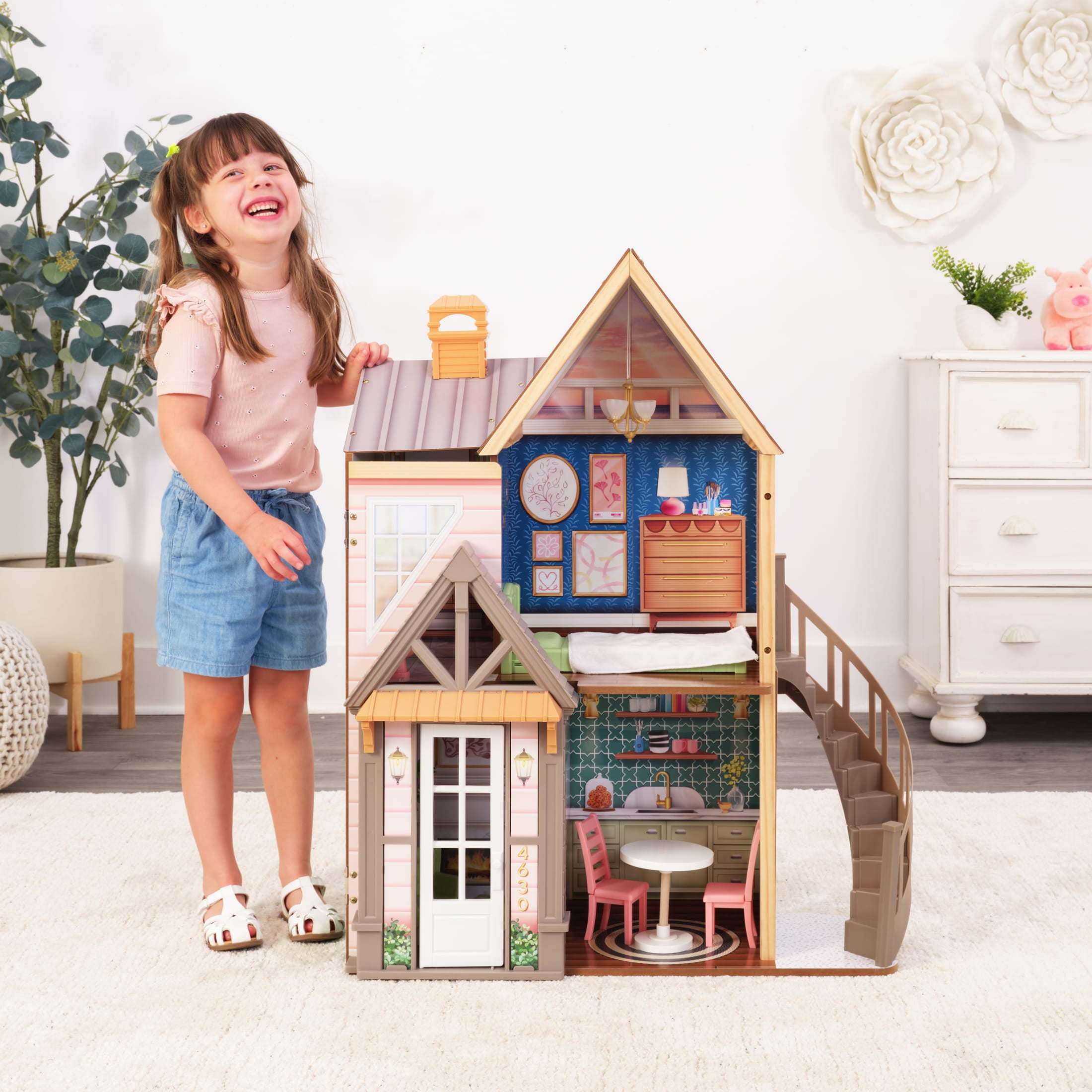 Open Dollhouse