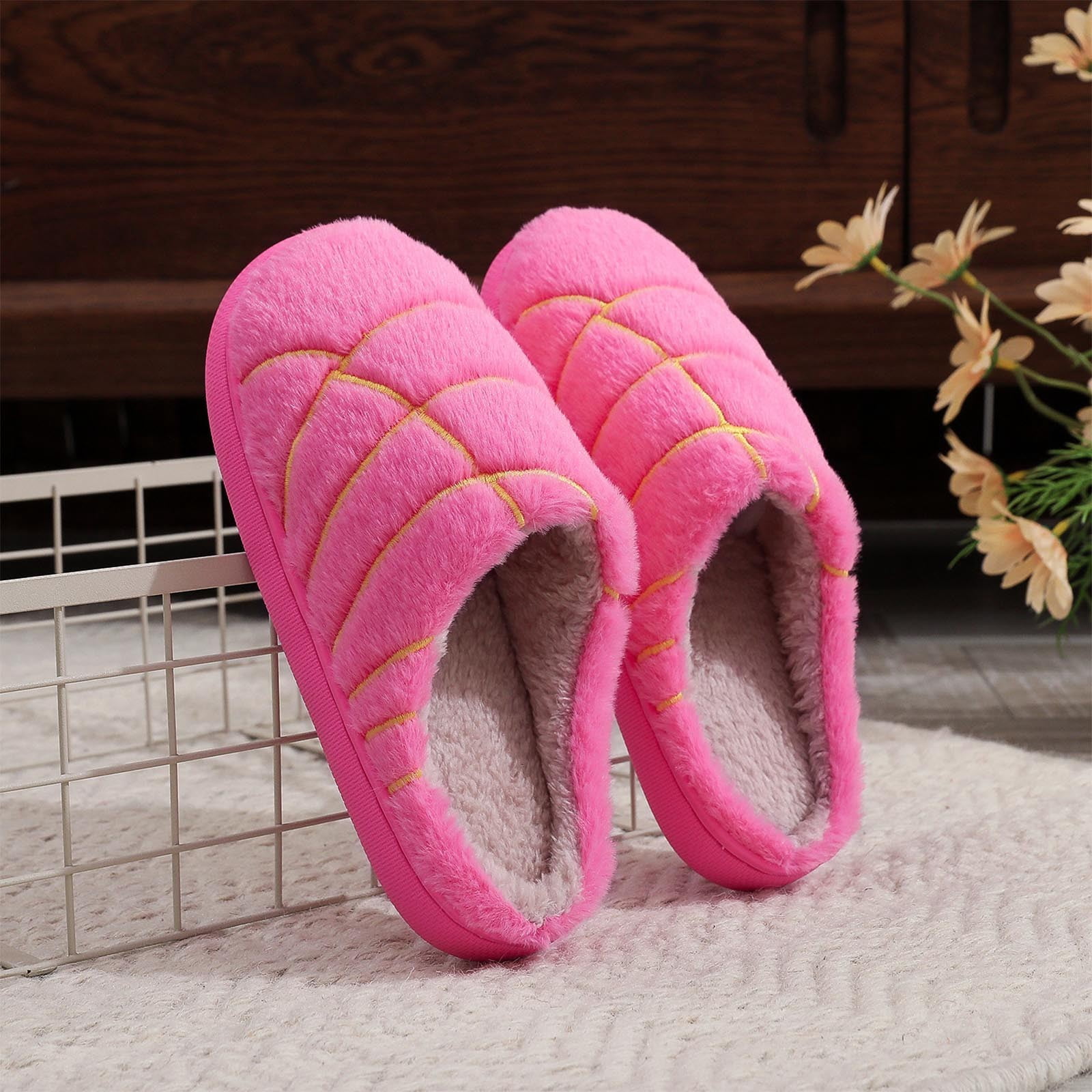 Kilaqueen Concha Slippers for Women Cozy Fuzzy Slip On House Slippers ...