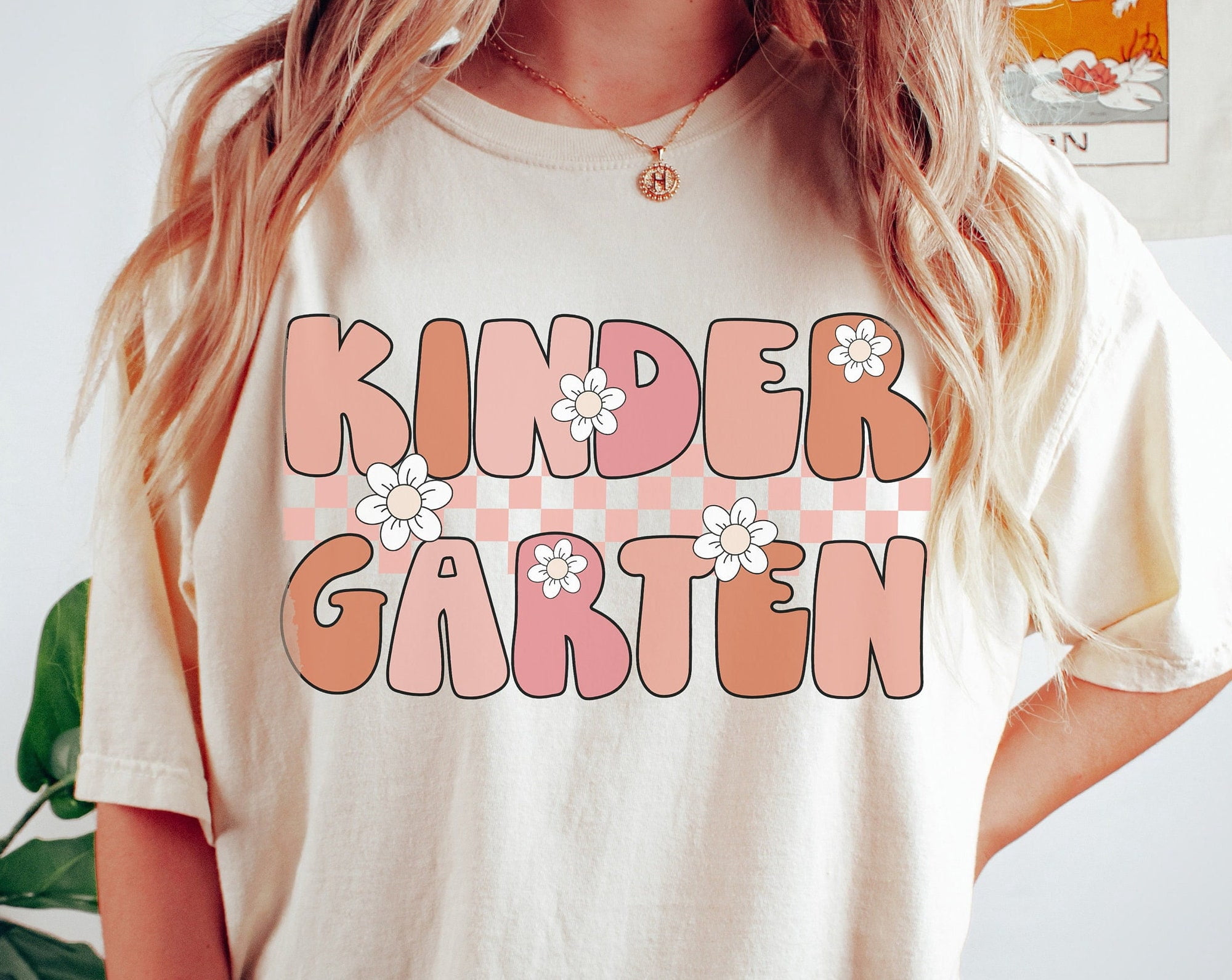 Kindergarten Shirt Retro Kindergarten Teacher TShirt Kindergarten Team ...