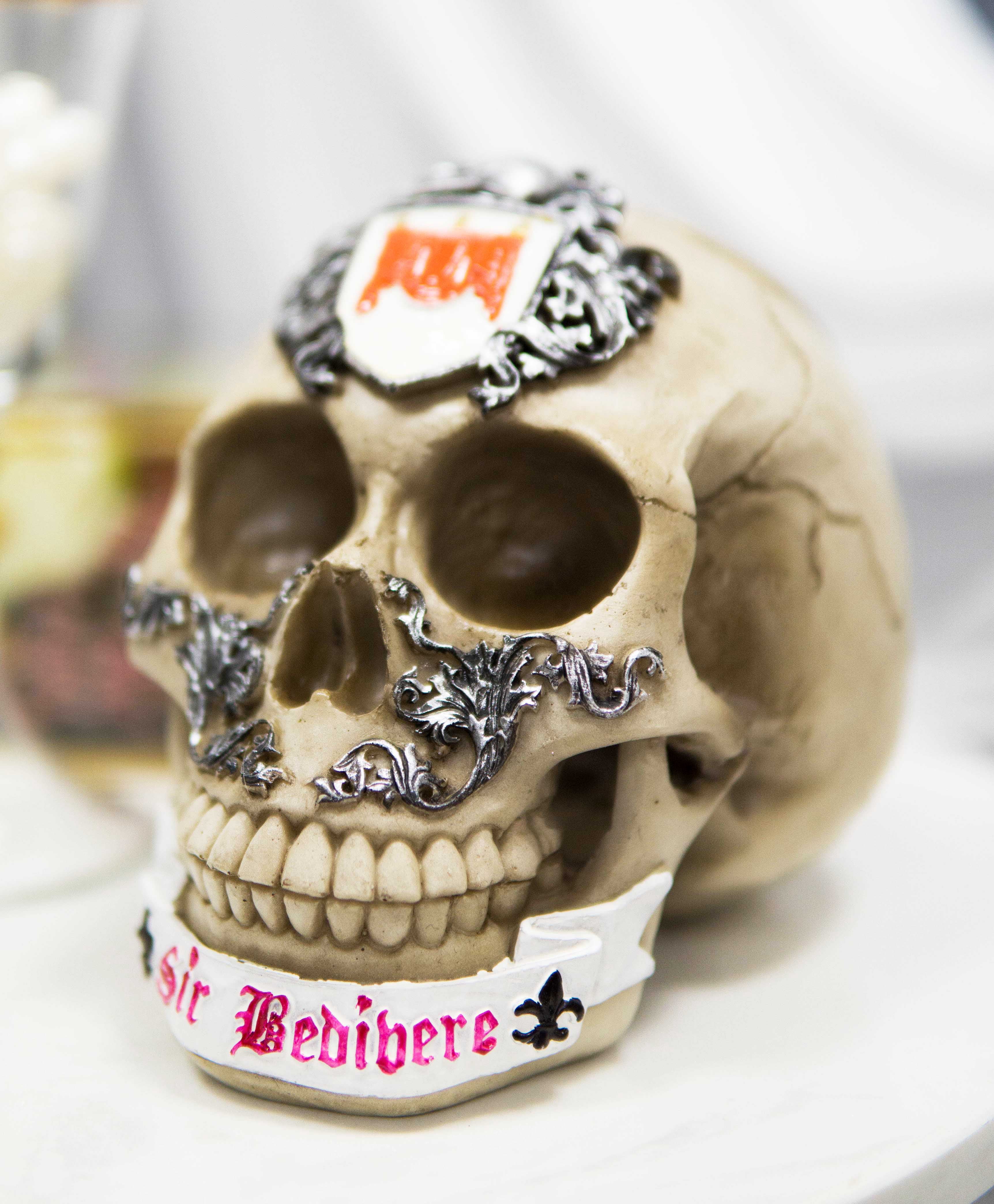 King Arthur And Roundtable Knights Sir Bedivere Excalibur Sword Skull ...