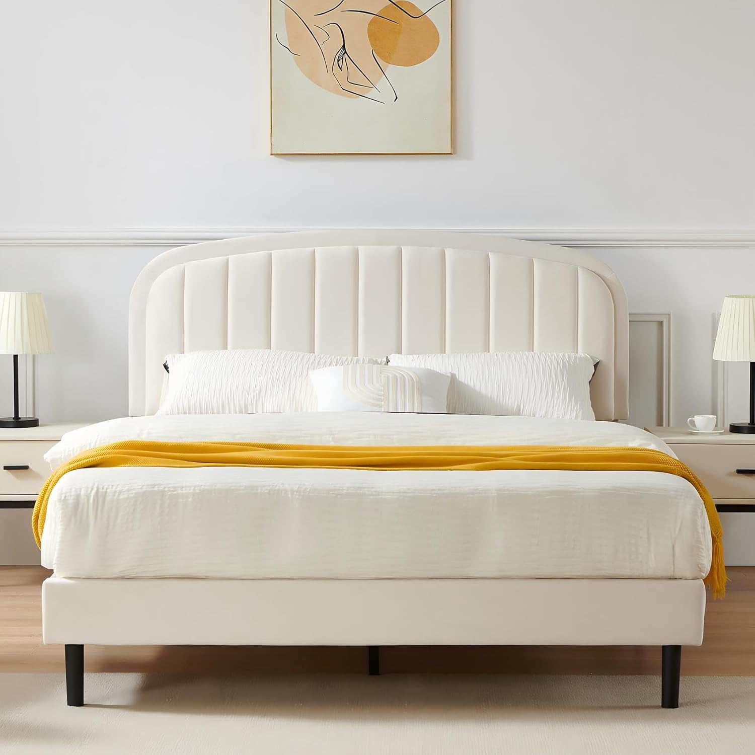 King Bed Frame, Soft Bedframe with Rounded Corners, Upholstered Velvet ...