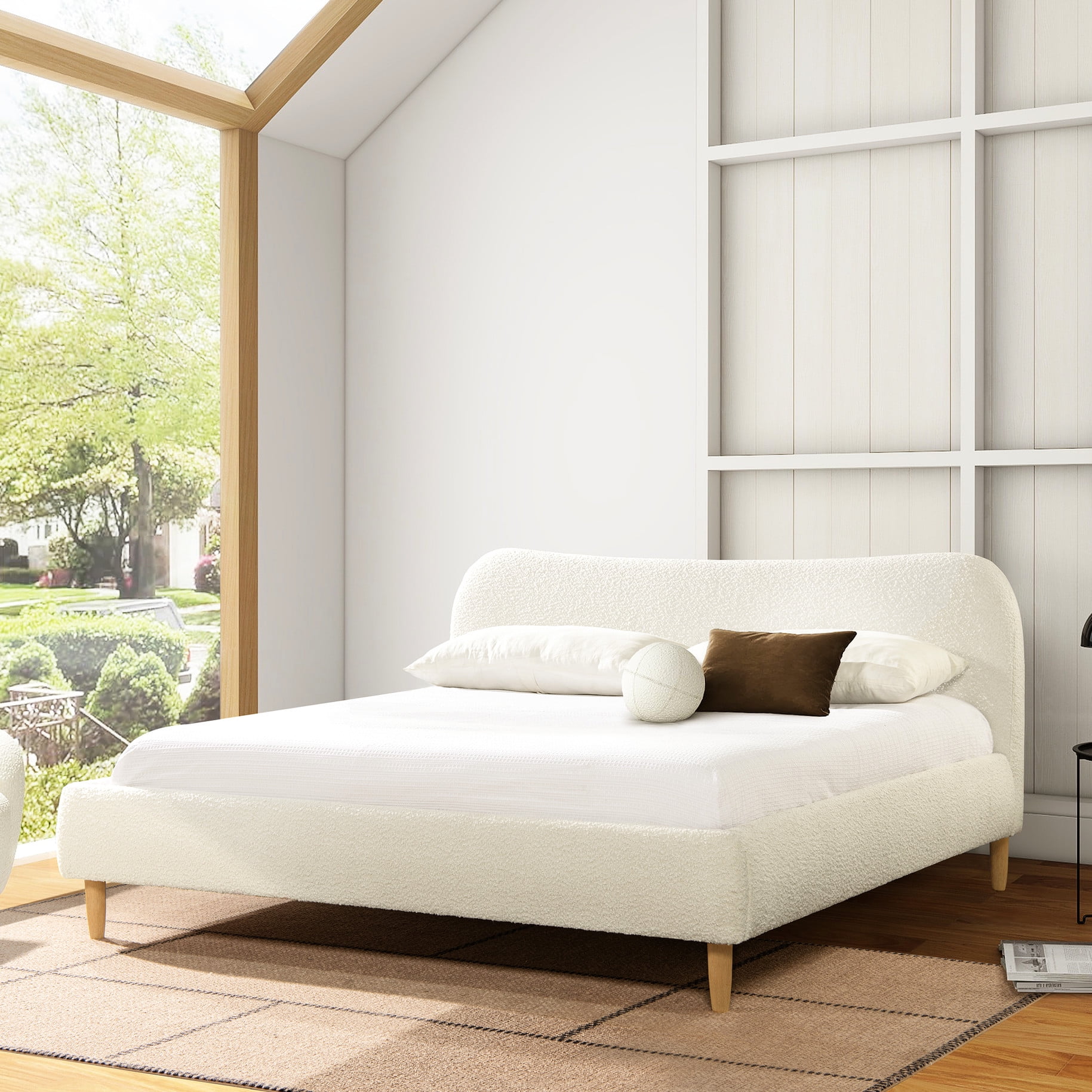 King Bed - Mattress Support Design - Bedroom Retreat - Relaxing Sleep ...