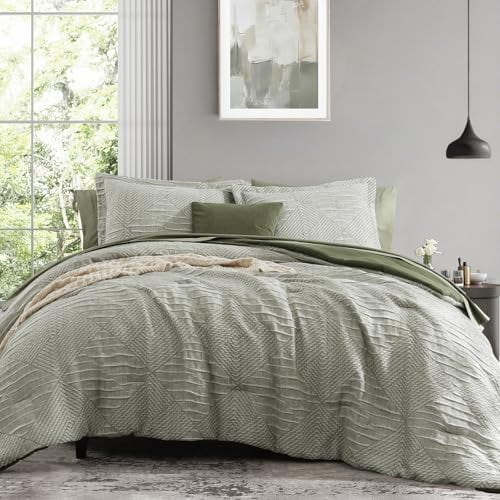King Comforter Set Crinkle Textured, Light Olive Green Diamond Boho ...