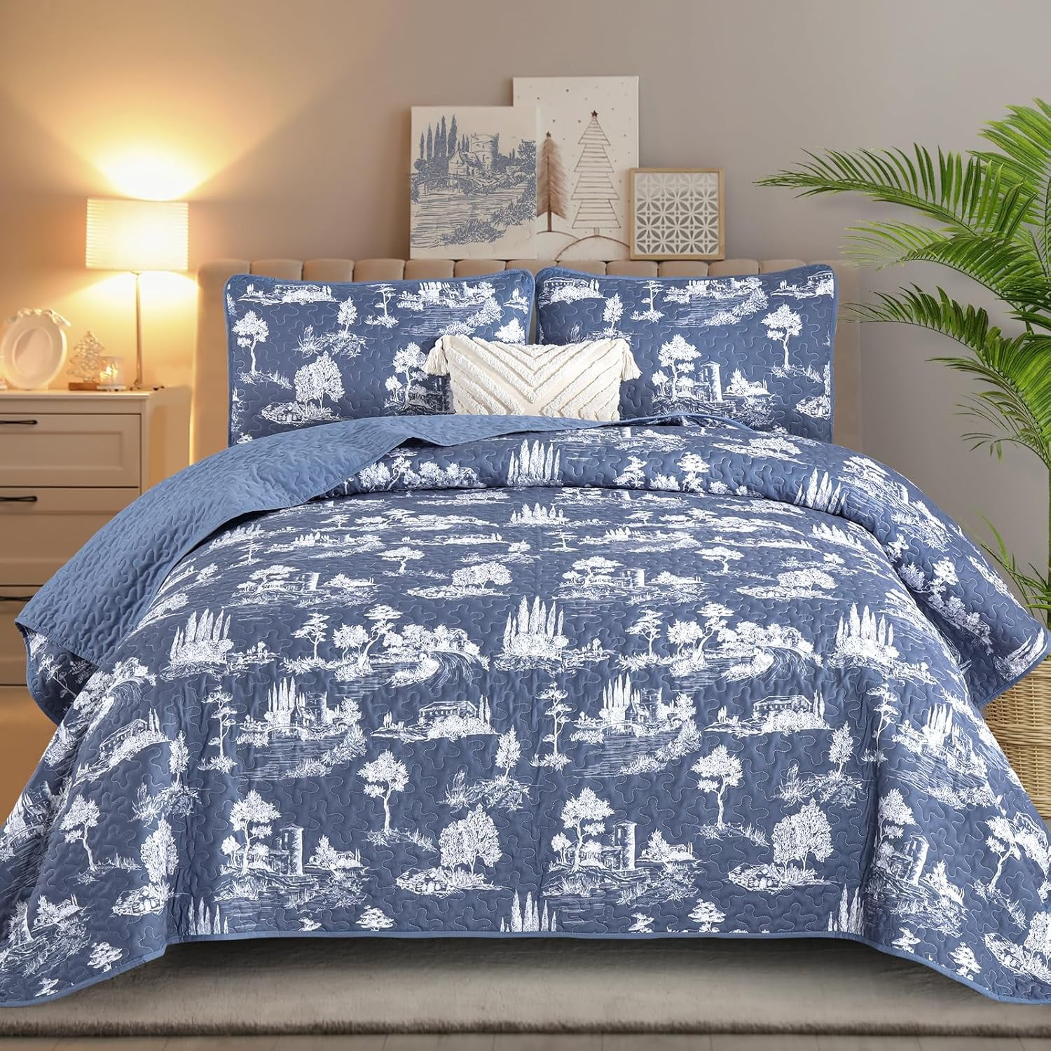 King Size Blue White Toile Quilt Set, 3 Pieces Botanical Leaves Floral ...
