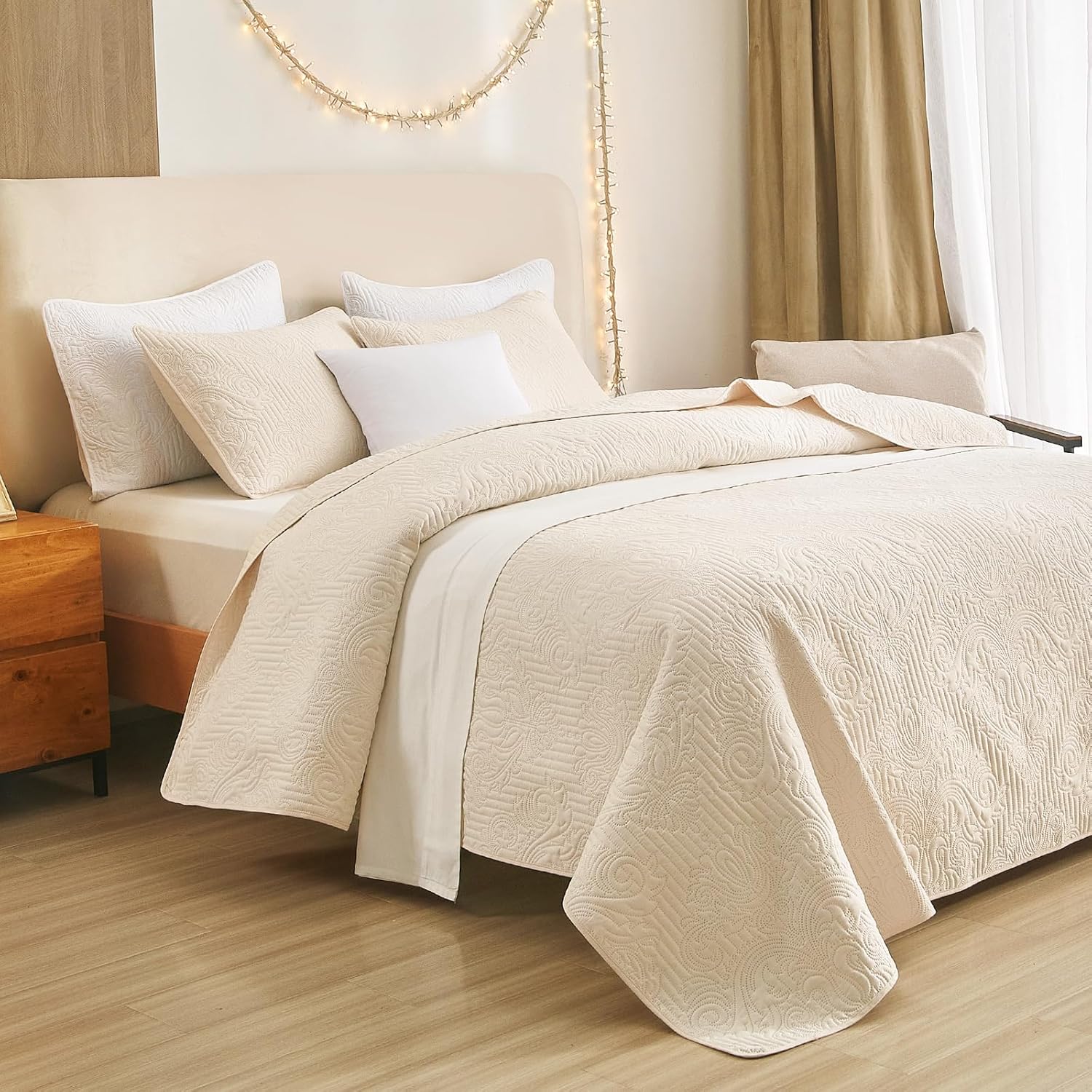 King Size Cream Quilt Set - Lightweight Summer Bedspread, Soft ...