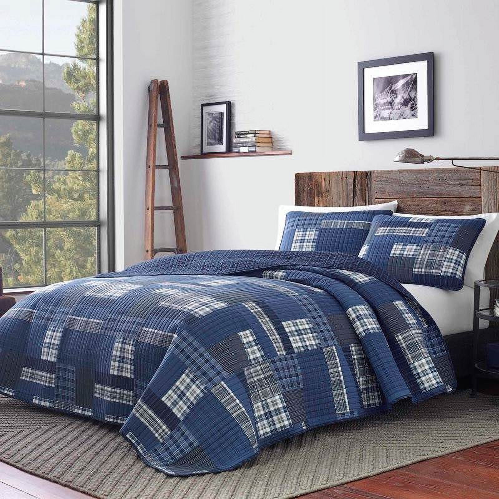King size 100-Percent Cotton Reversible 3 Piece Blue Patchwork Quilt ...