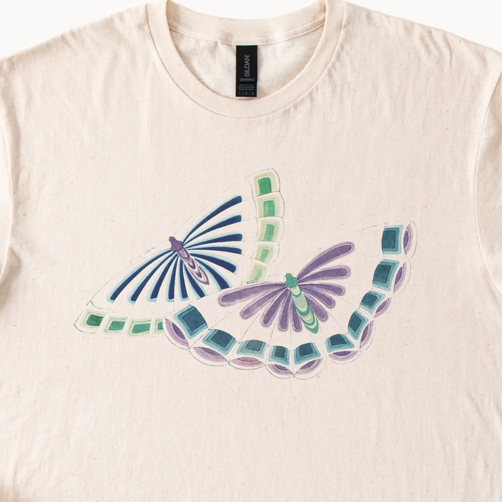 Kiraa Tee With Colorful Abstract Butterfloes Pastel Green Purple And ...