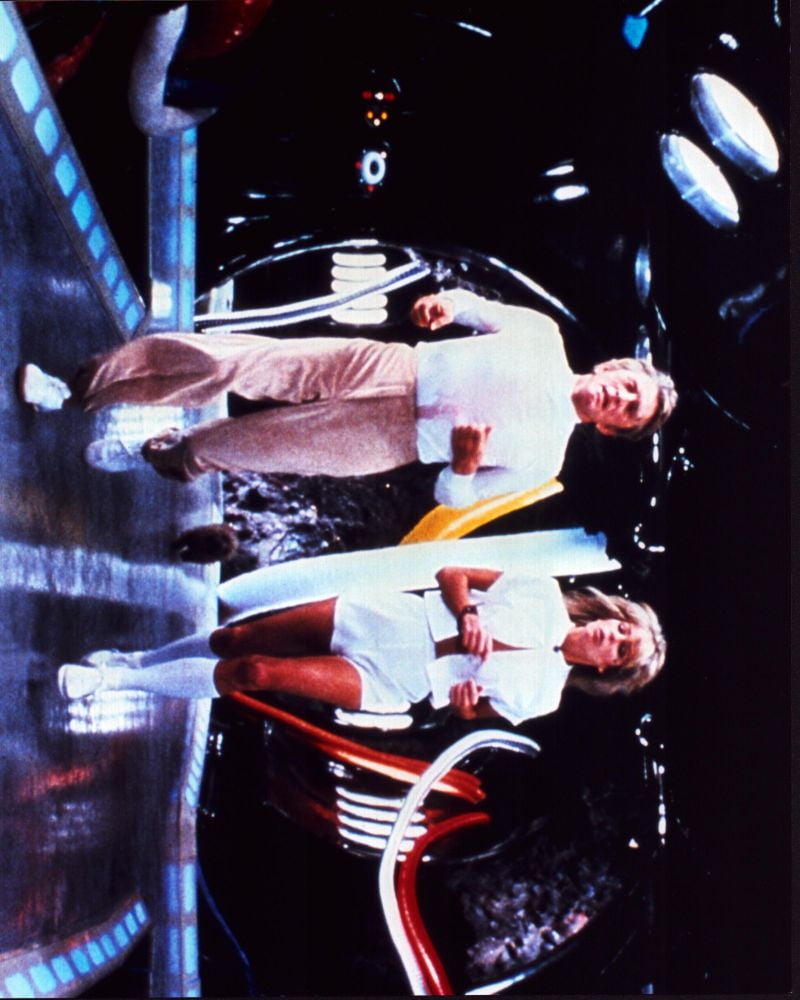 Kirk Douglas And Farrah Fawcett Running In Saturn 3 Photo Print (16 x ...