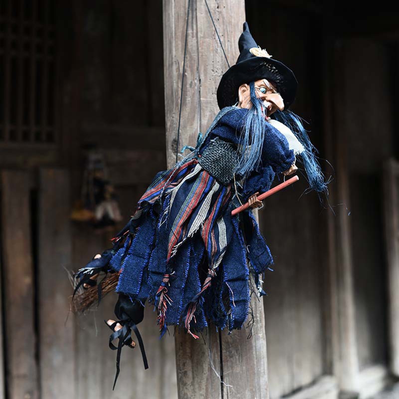 Kiskick Animated Talking Witch Halloween Decoration - Sound Activation ...