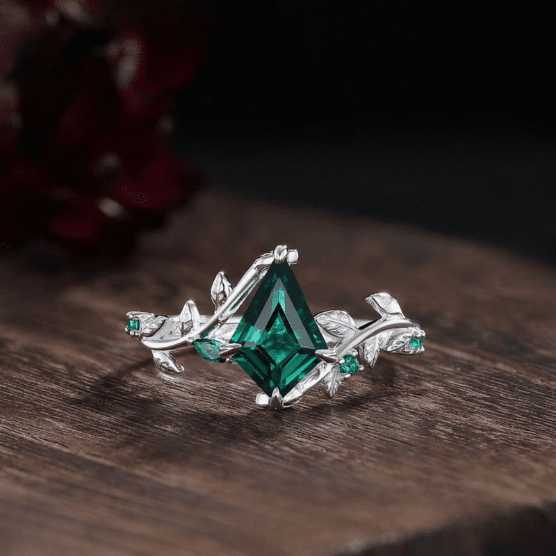 Kite Cut Emerlad Wedding Ring in 925 Sterling Silver - Proposal Promise ...