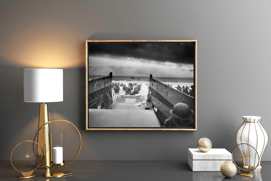 Kna Prints - Wwii D-Day Wwii Picture Into The Jaws Oand White Wall Art ...