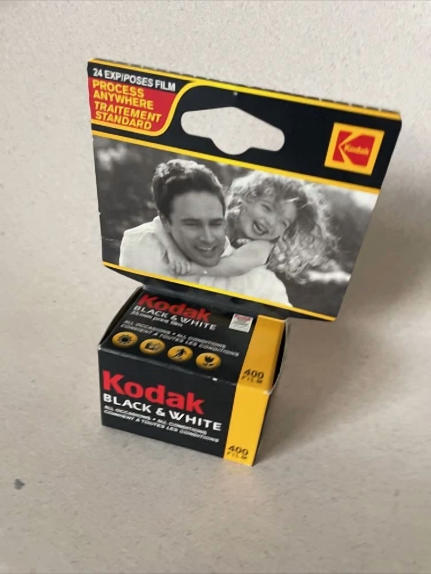 Kodak 400 Black And White Negative 35Mm Film (24 Exposures) Expired ...