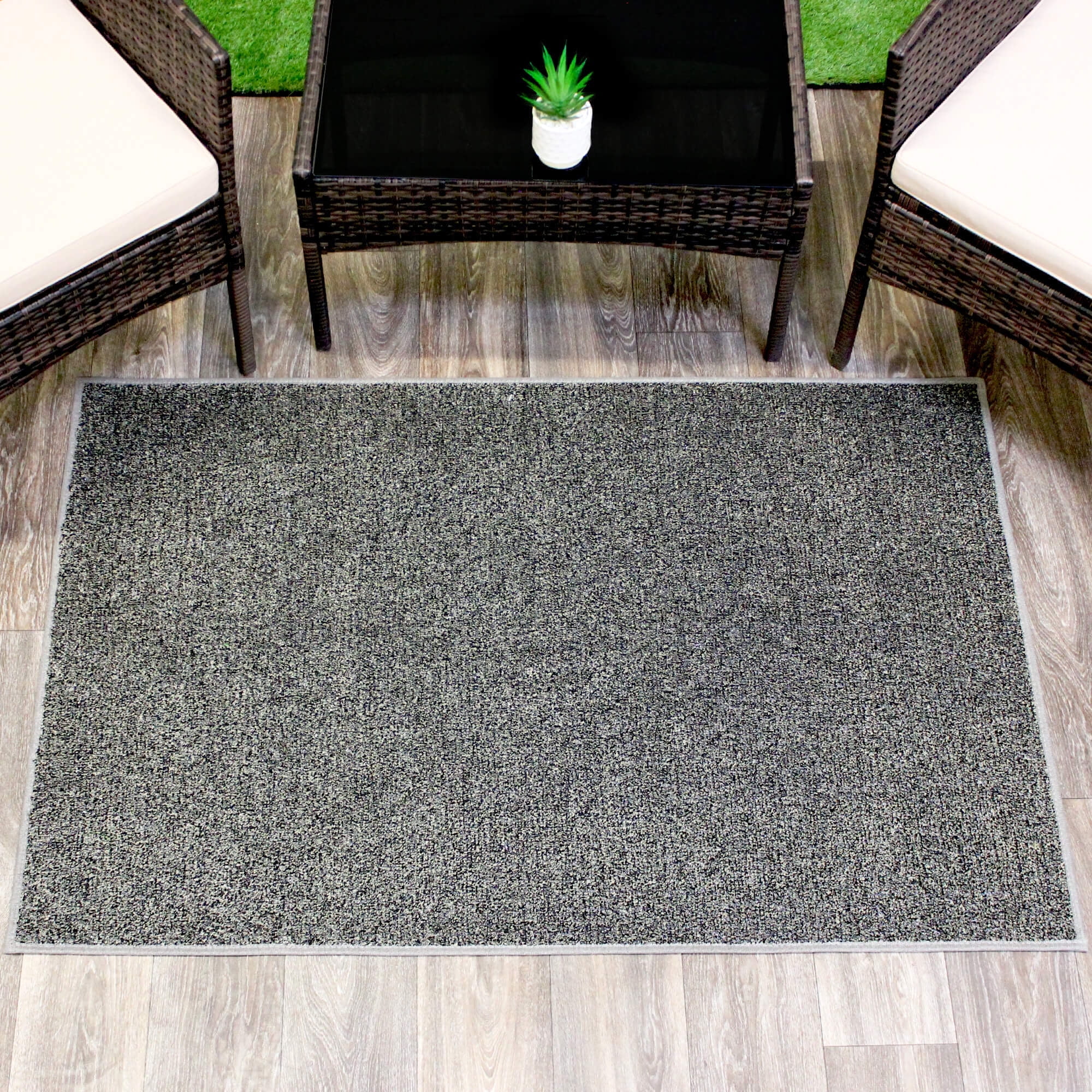 Koeckritz Rugs Taupe Black Indoor/Outdoor Artificial Grass Rug, 2'x4 ...