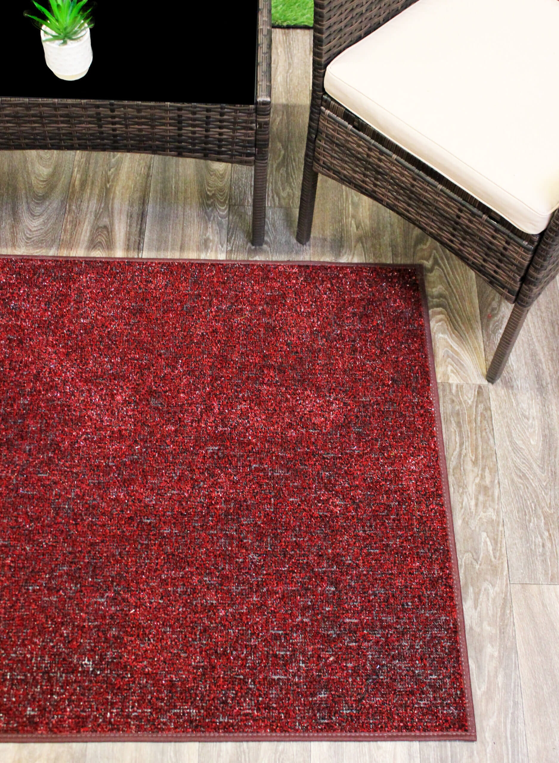 Koeckritz Rugs Red Black Indoor/Outdoor Artificial Grass Rug, 10'x12 ...